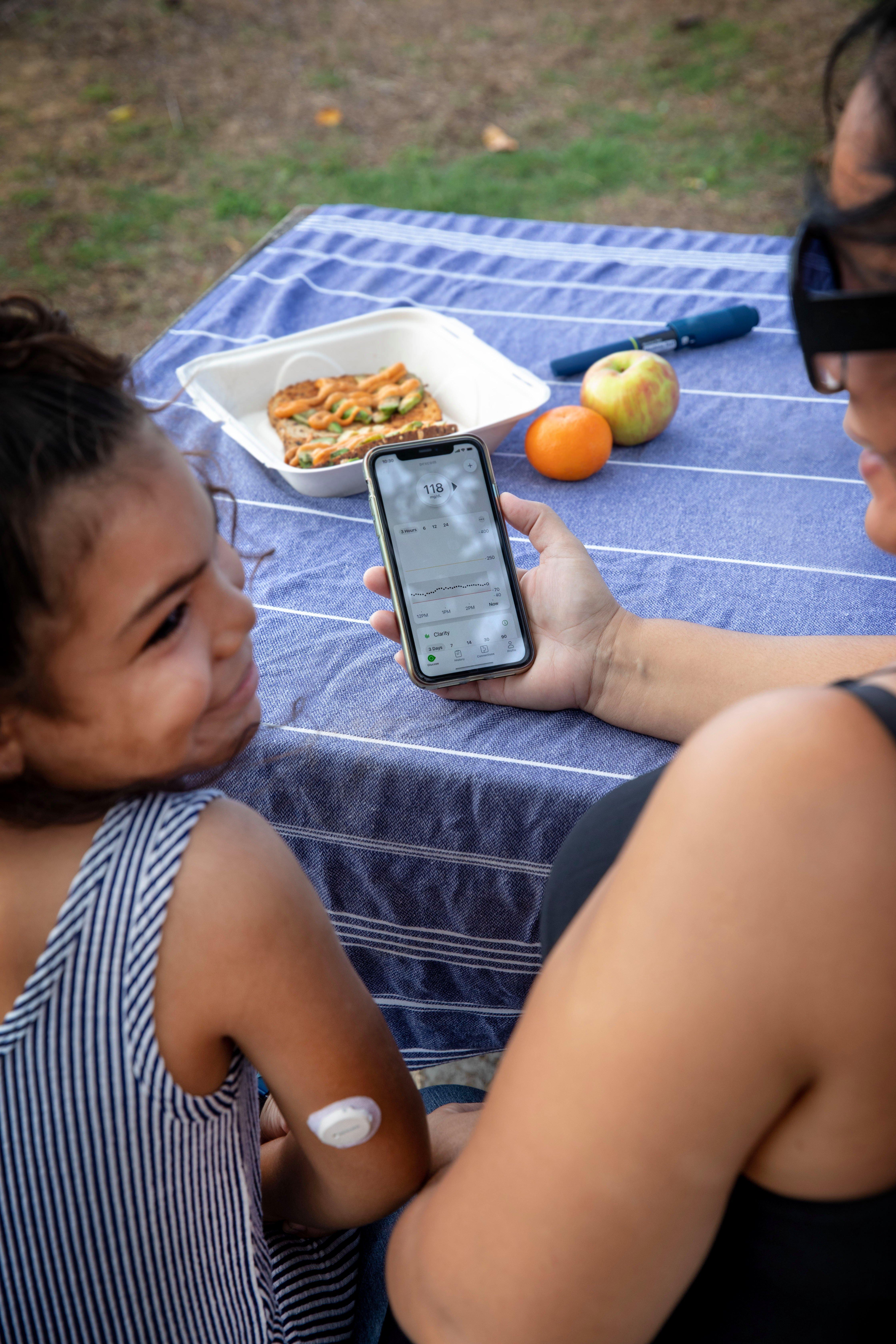 Dexcom G7: The First 10 Days Guide with Your CGM | Dexcom