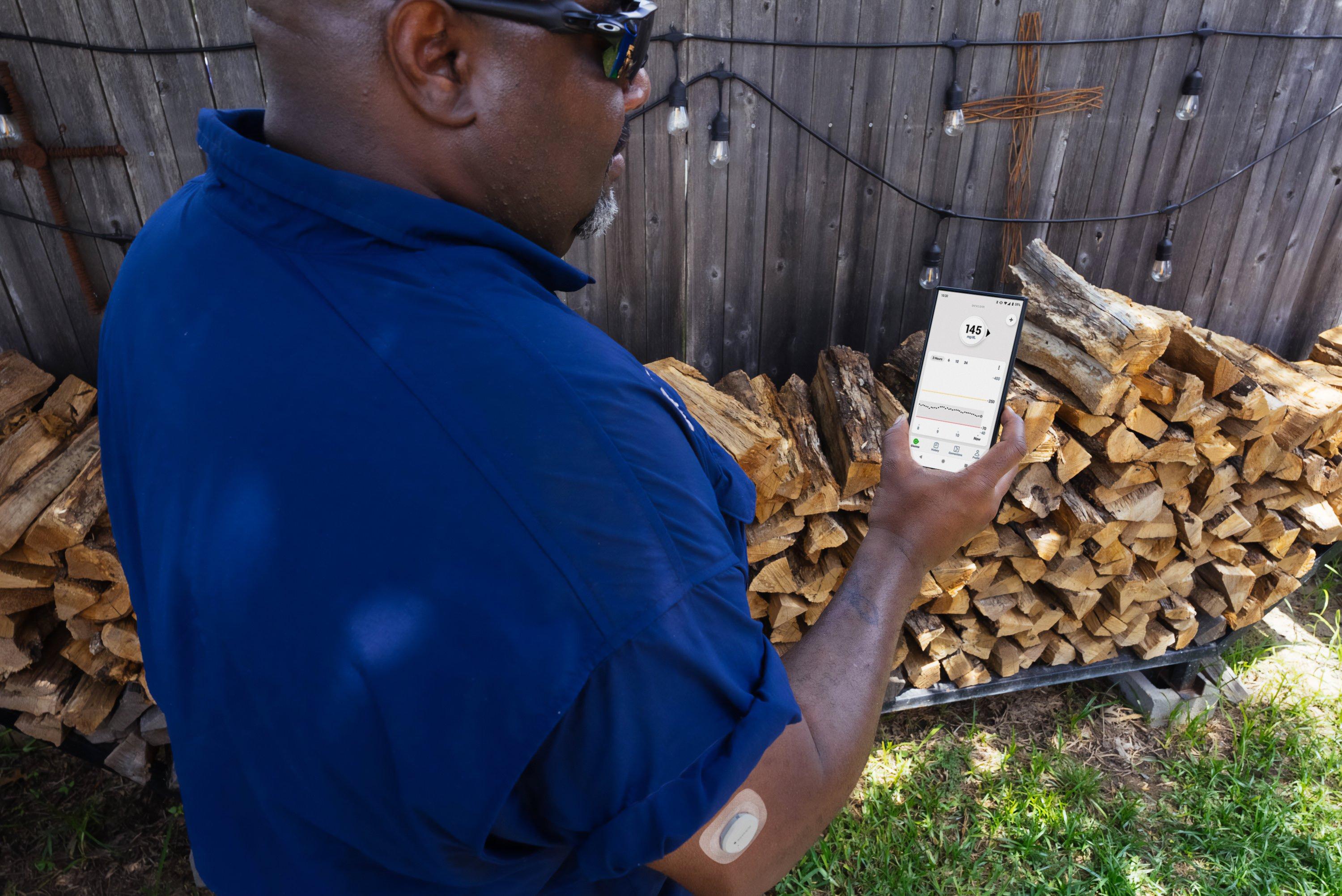 How Dexcom G7 Continuous Glucose Monitoring Works | Dexcom