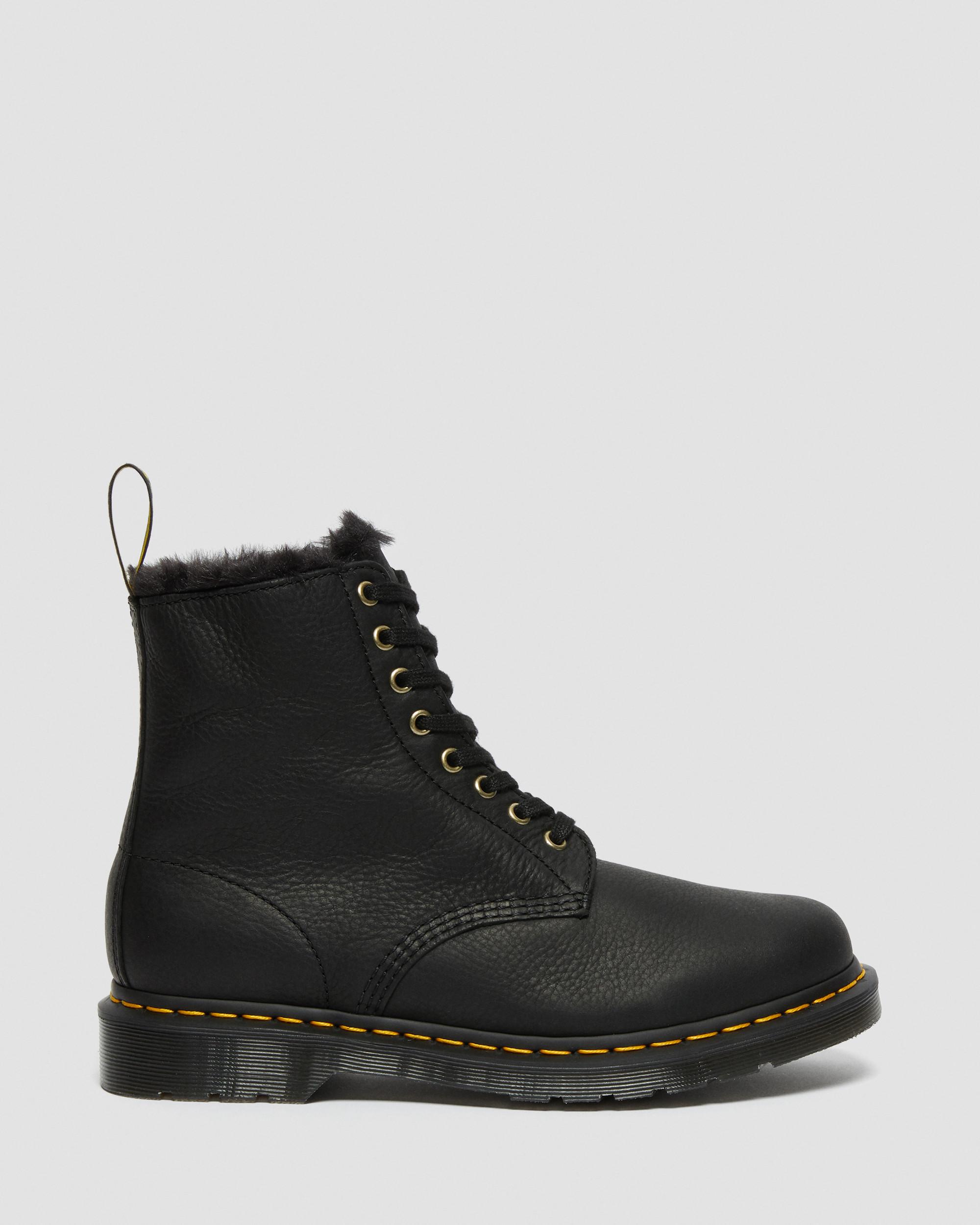 1460 Pascal Men's Faux Fur Lined Lace Up Boots in Black | Dr. Martens