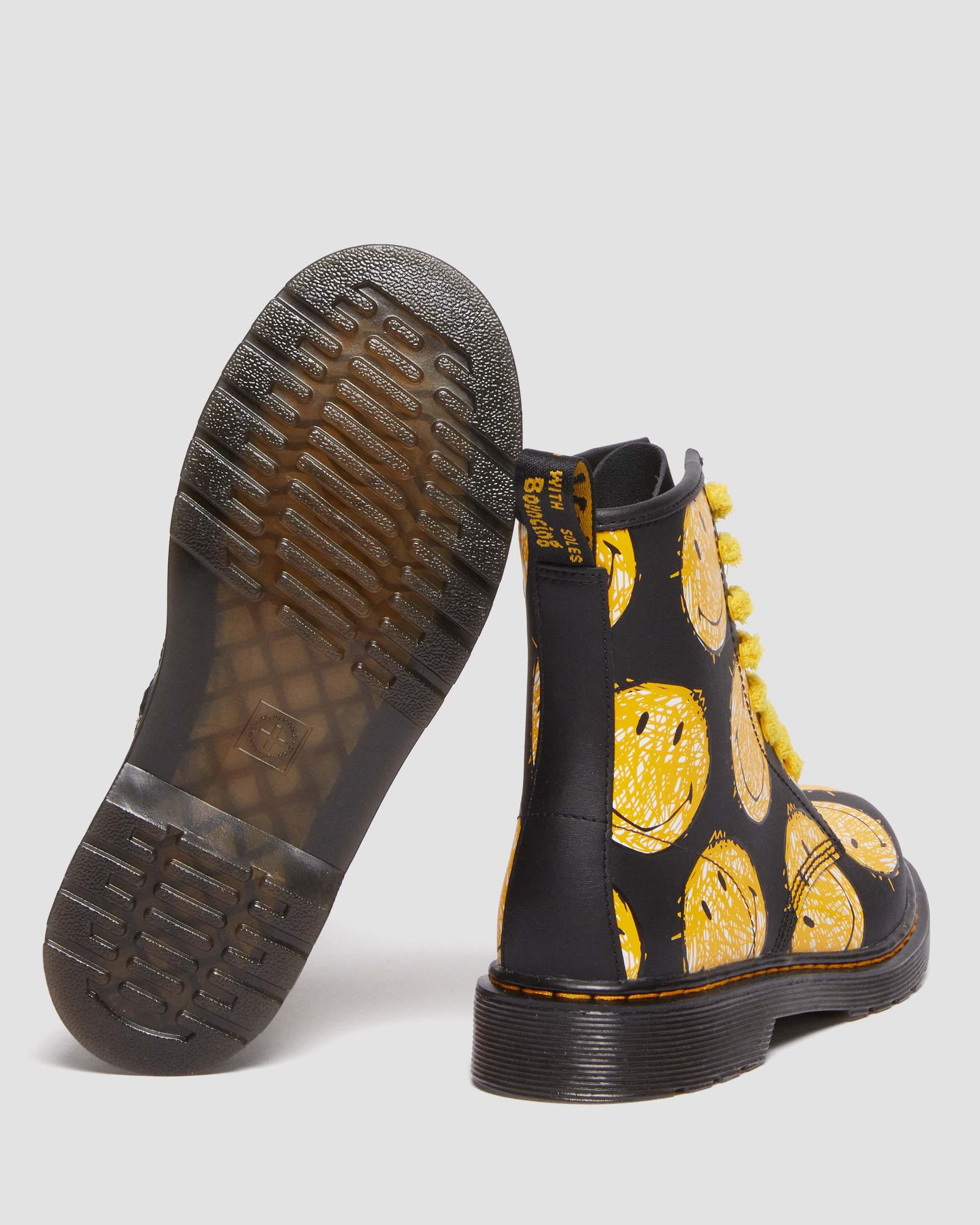 Youth 1460 Smiley Leather Lace Up Boots in | Dr. Martens