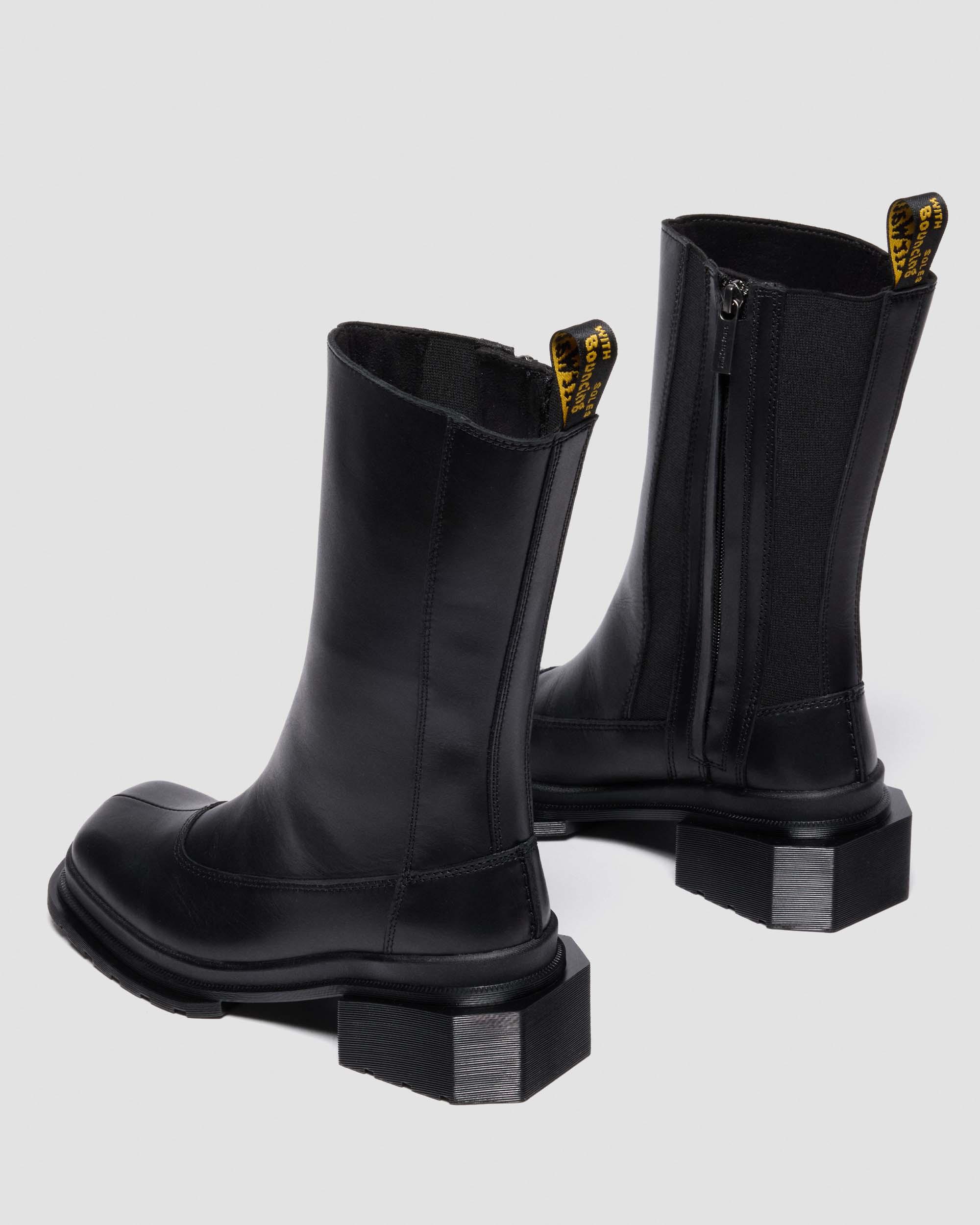 MAYBOLE HI in Black | Dr. Martens