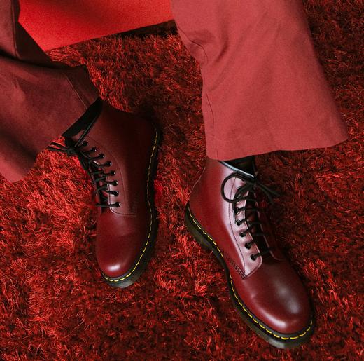 Men's Footwear & Accessories | Dr. Martens