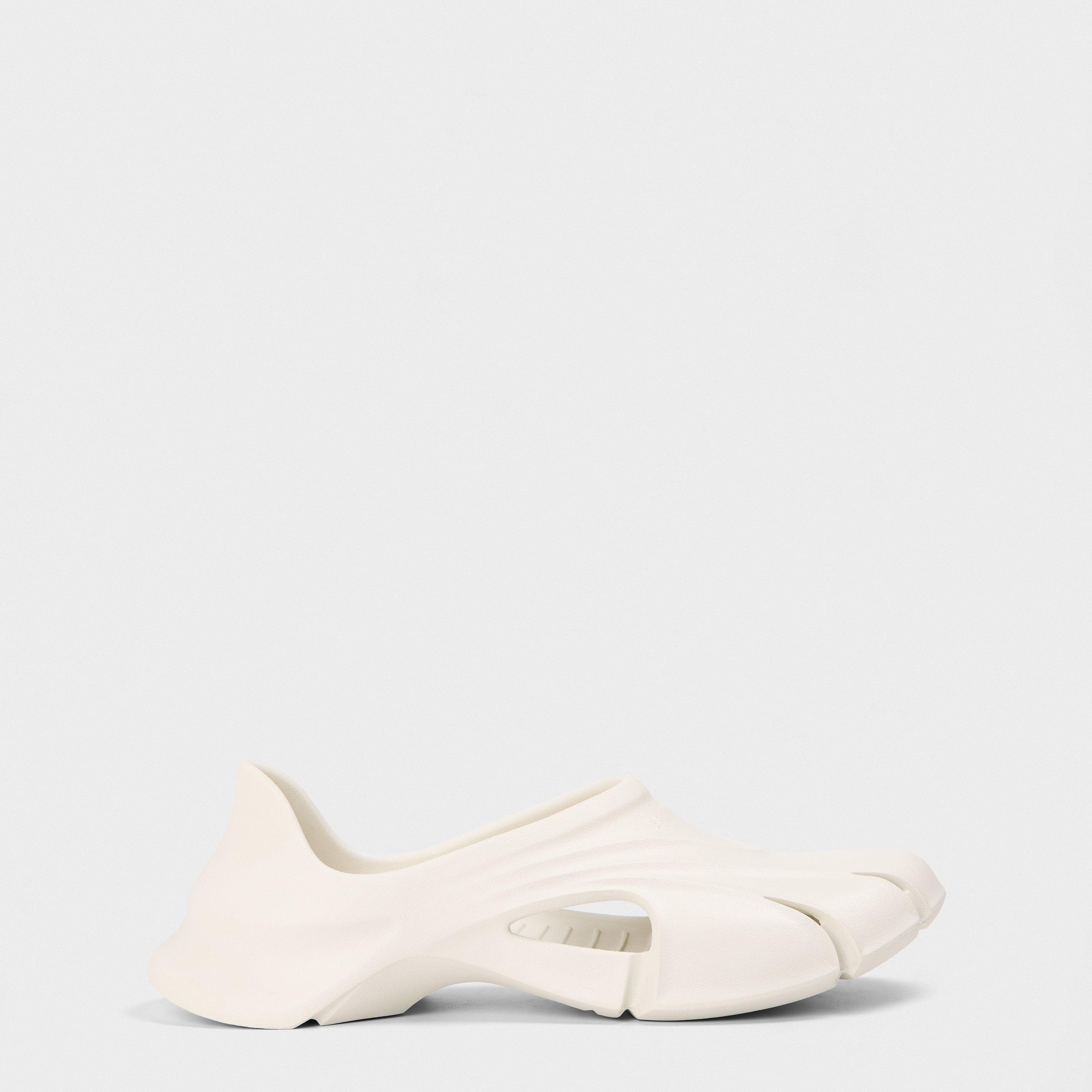 Balenciaga | Mold Closed Sandals | Pool Shoes | FRASERS