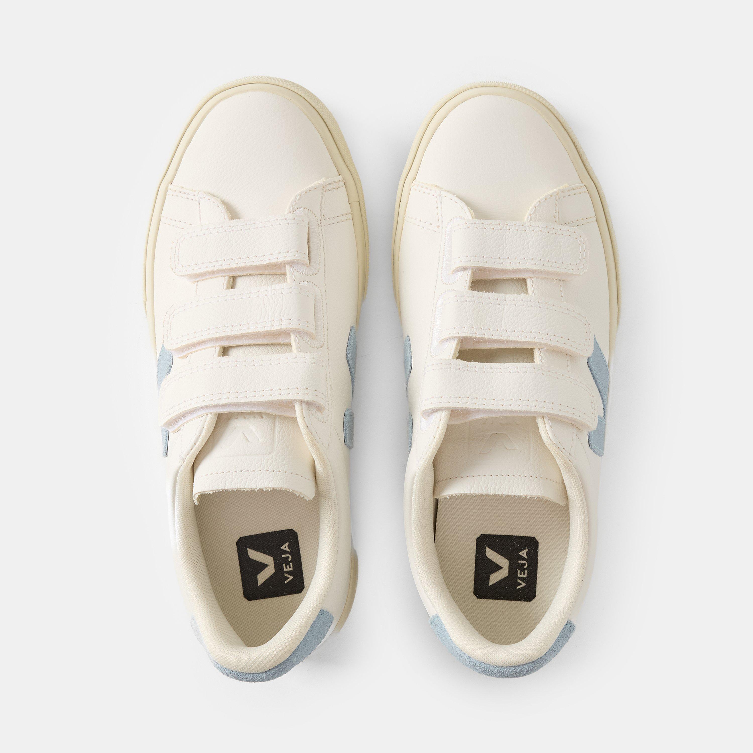 Veja Women's Recife Leather Velcro Court Trainers | FRASERS