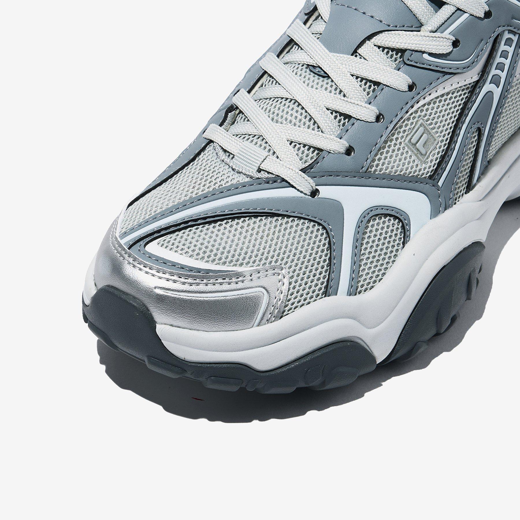 Fila | Wavy Max Runners | Runners | Sports Direct MY