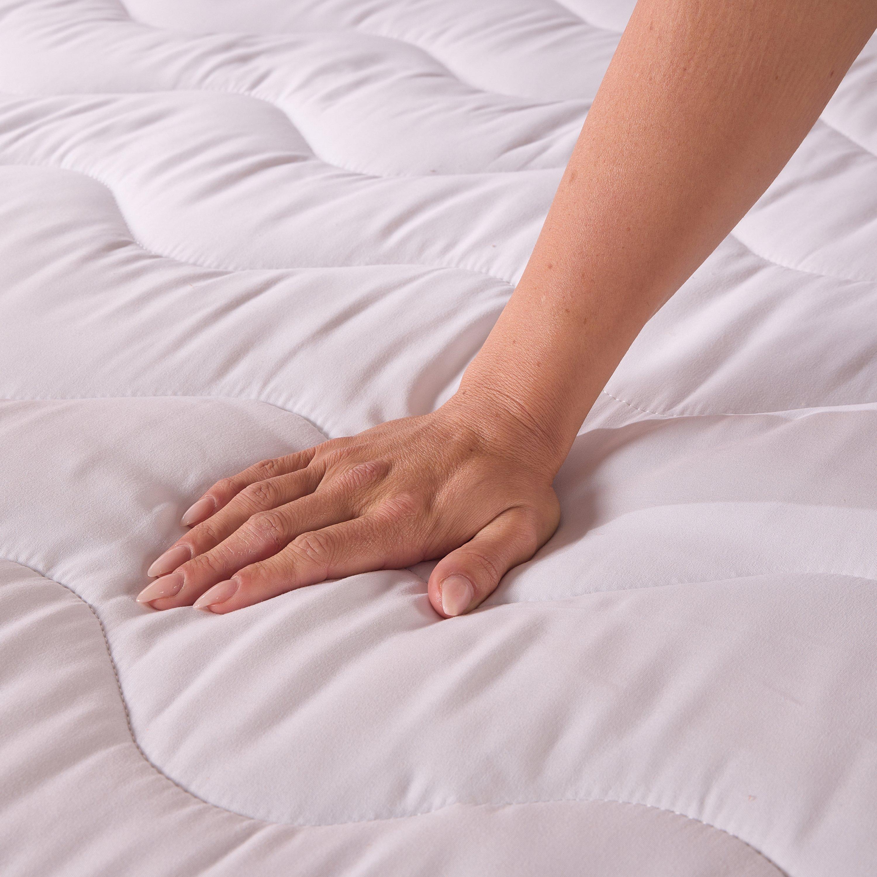 Downland Self Heating Mattress Topper | Sports Direct