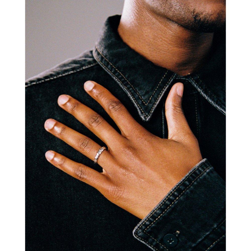 TWOJEYS Men's Star Studded Band Ring | Flannels