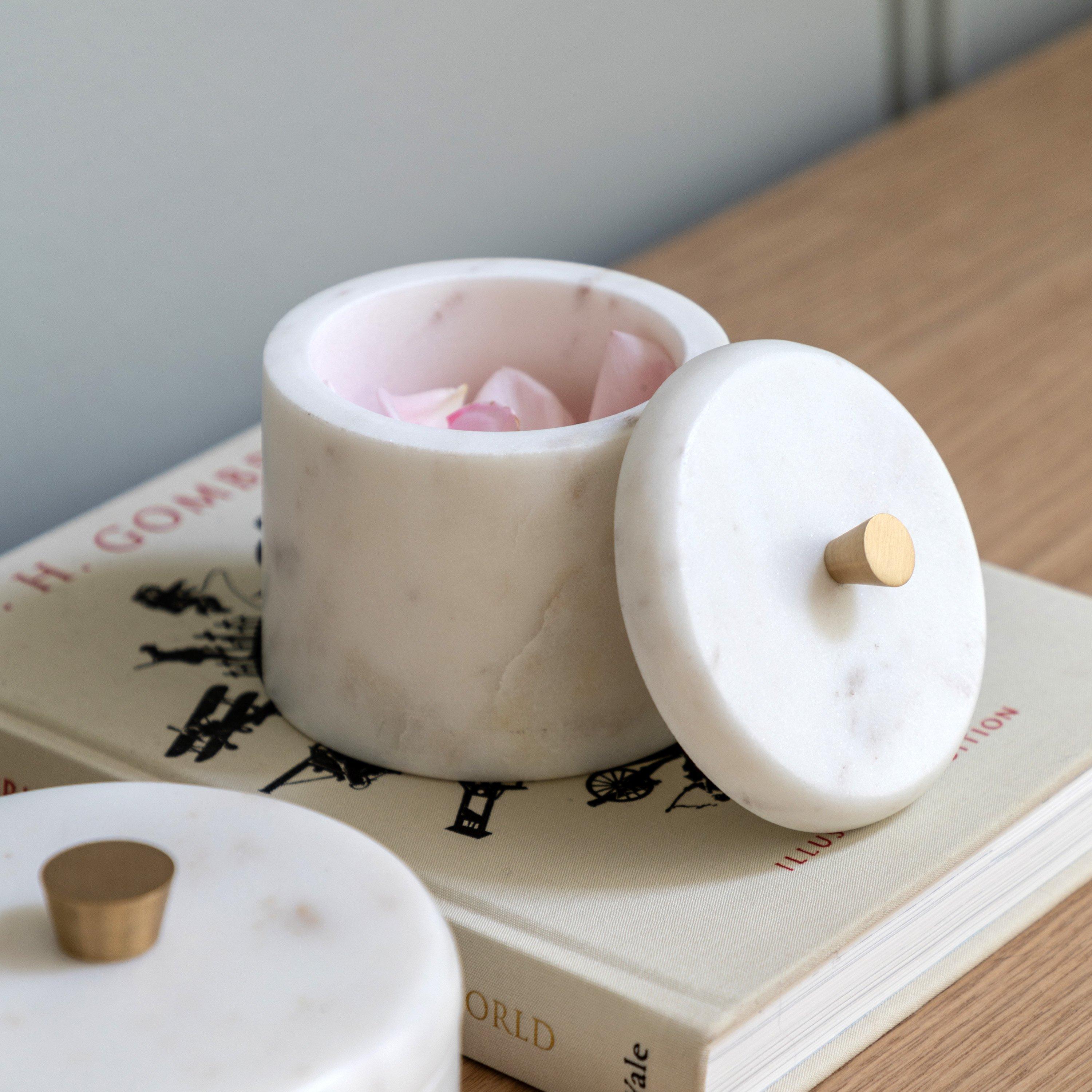 Gallery Veta Marble Rounded Box White | Sports Direct