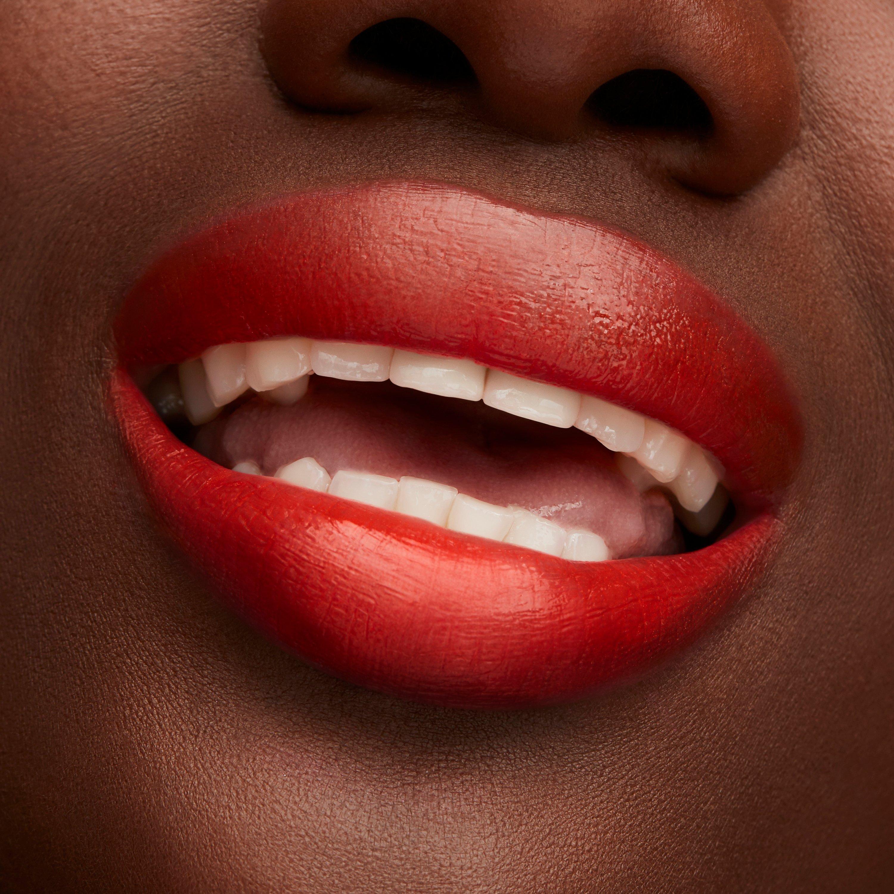 Mac Lustreglass Lipstick | FRASERS