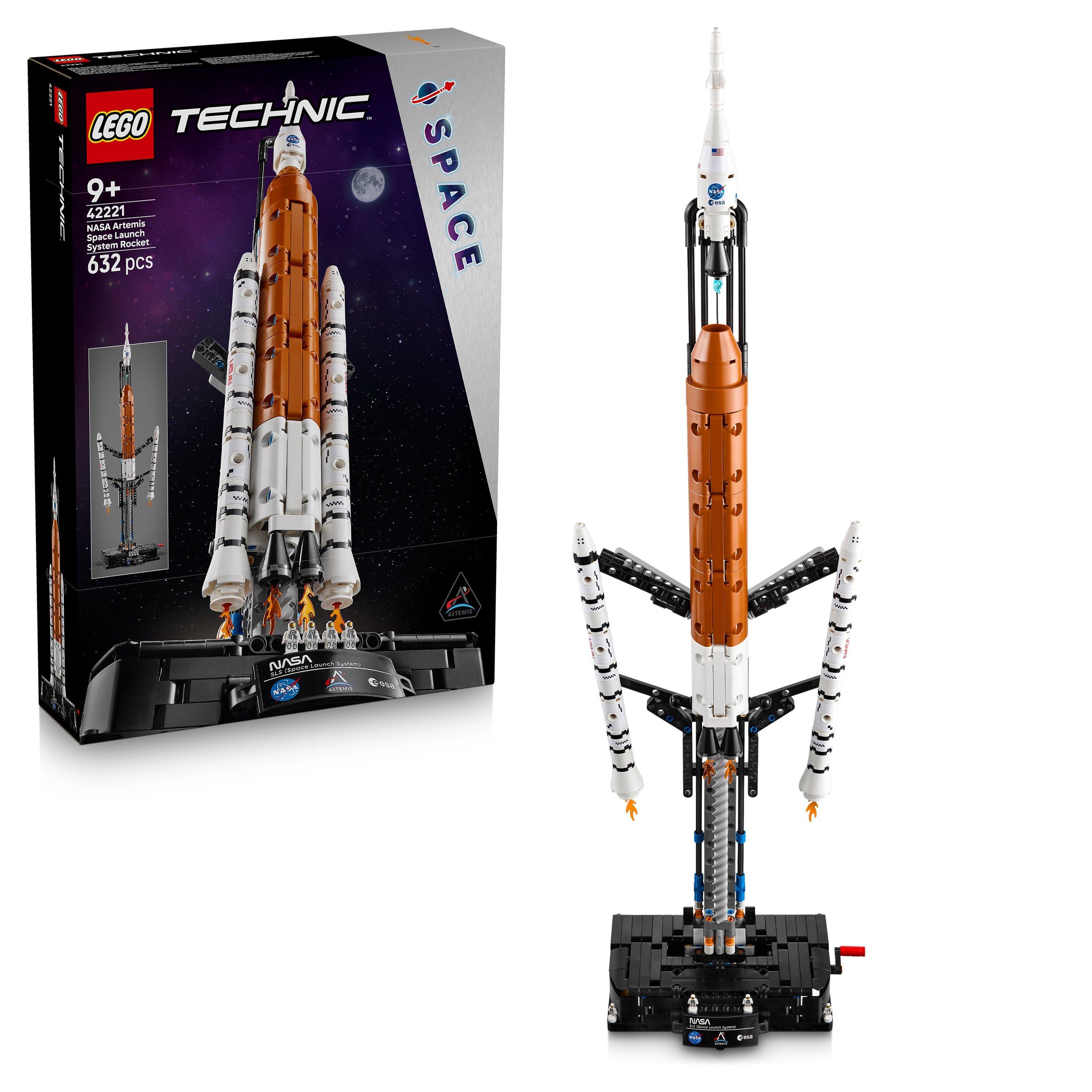 LEGO | Technic NASA Artemis Space Launch System Rocket 42221 | Lego ...
