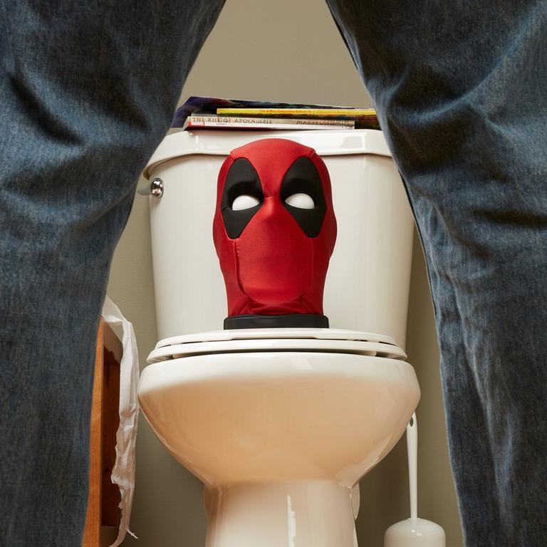 Marvel Legends Series Deadpool's Head Premium Interactive Head - Hasbro ...