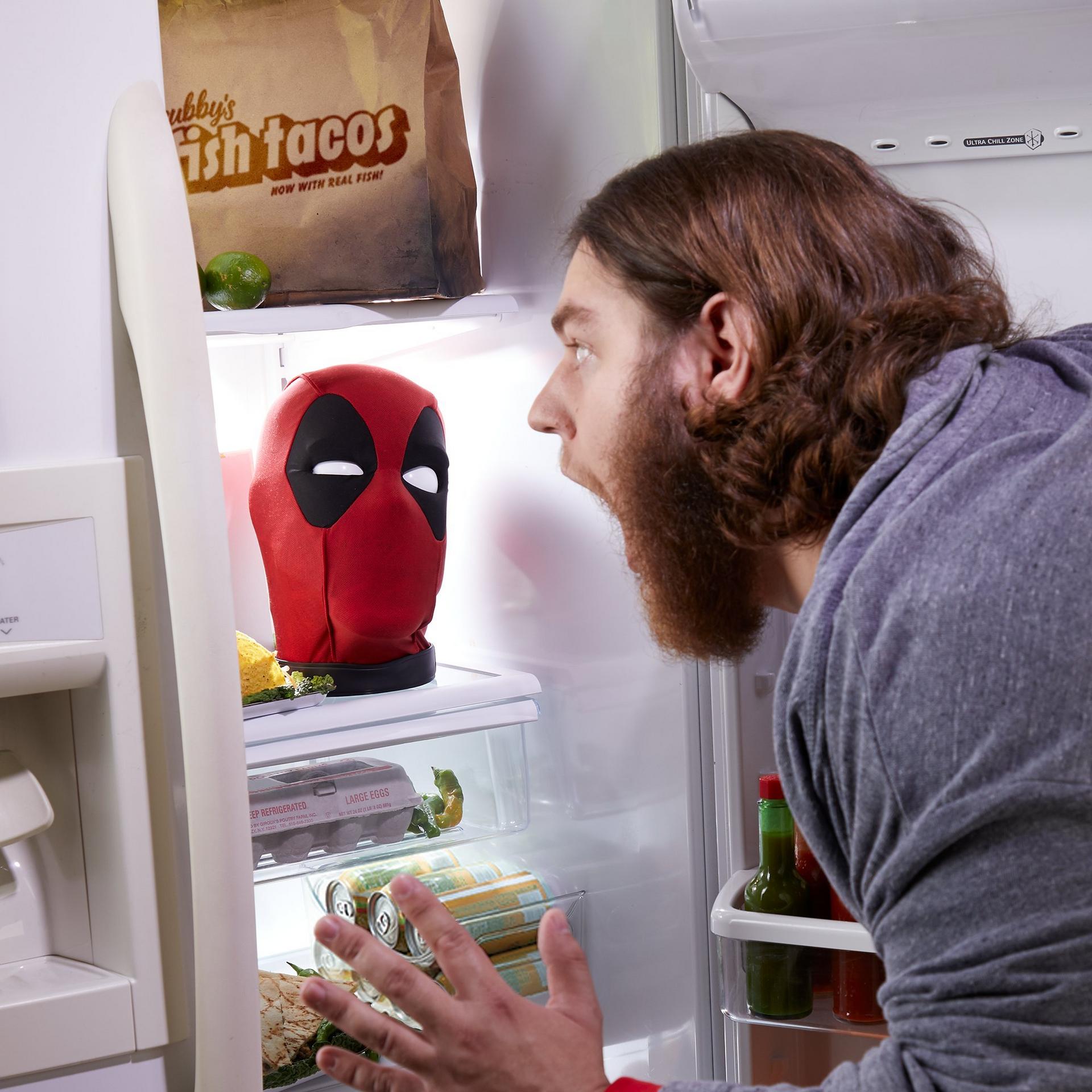 Marvel Legends Series Deadpool's Head Premium Interactive Head - Hasbro ...