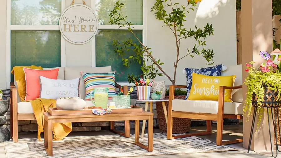 Spring Porch Decor - Seasonal & Holiday - DIY Inspiration | Hobby Lobby