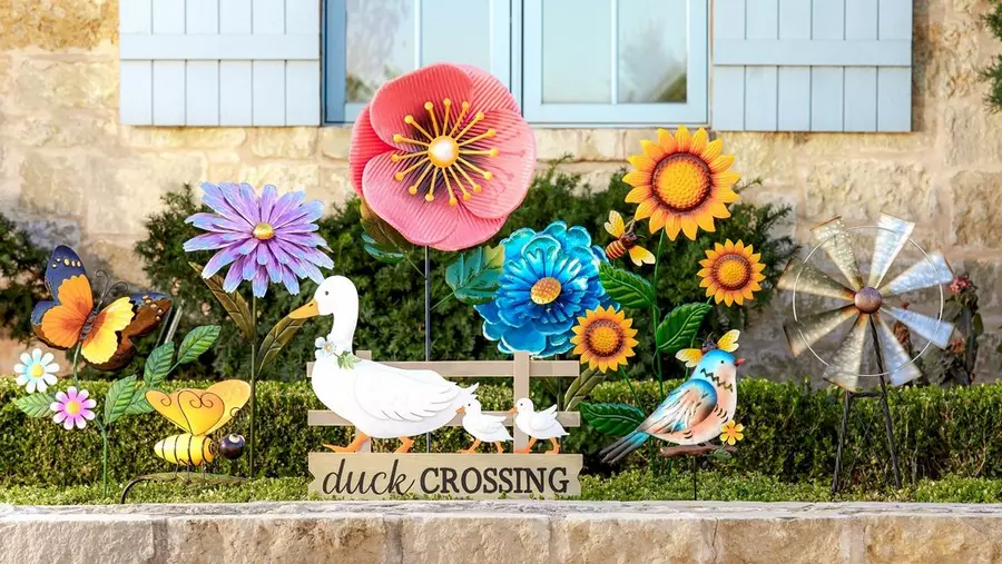 Spring Yard Decor - Seasonal & Holiday - DIY Inspiration | Hobby Lobby