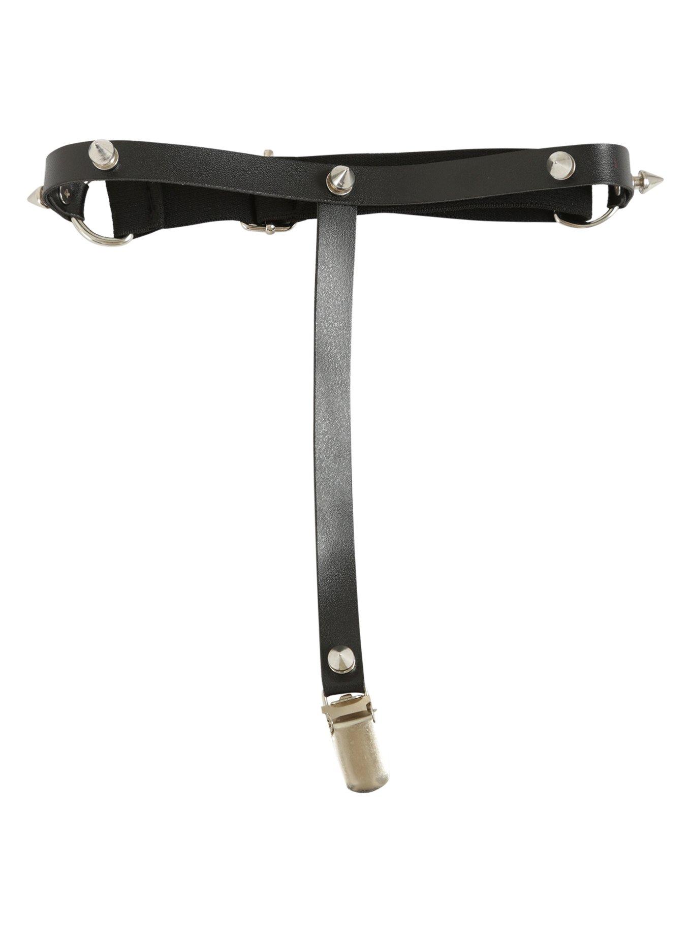 Single Row Spiked Leg Belt | Hot Topic