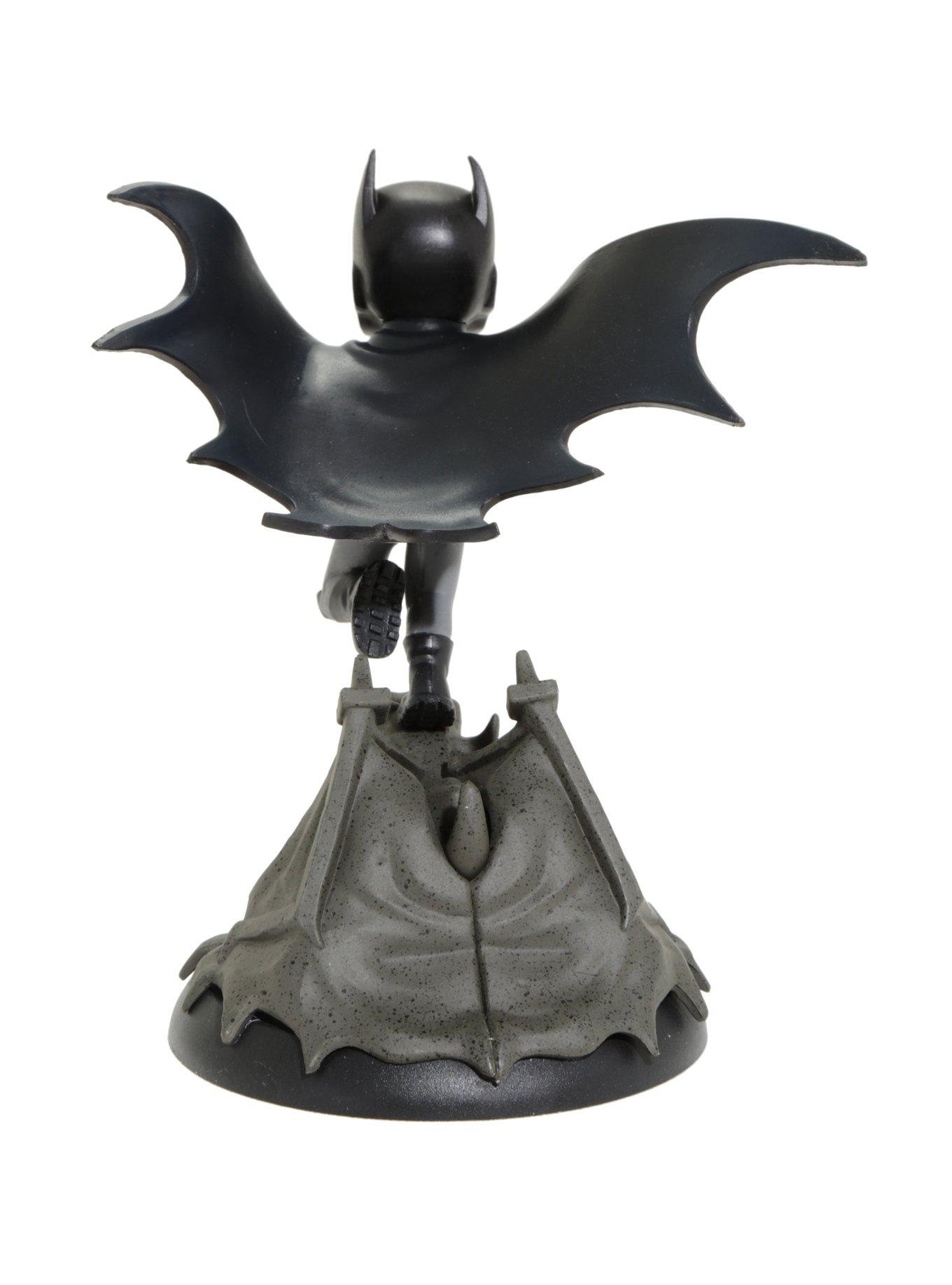 Q-Fig DC Comics Batman Rebirth Collectible Figure | Hot Topic
