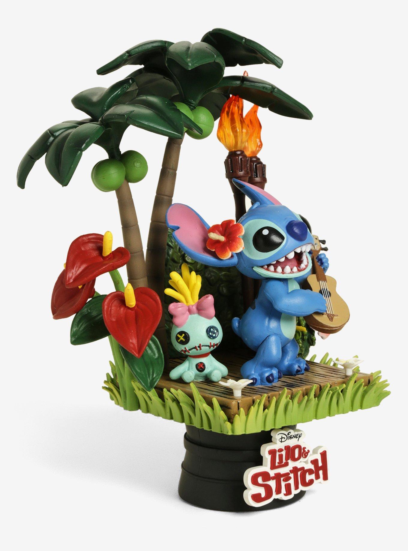 Disney Lilo & Stitch D-Select Stitch Diorama Statue | Hot Topic