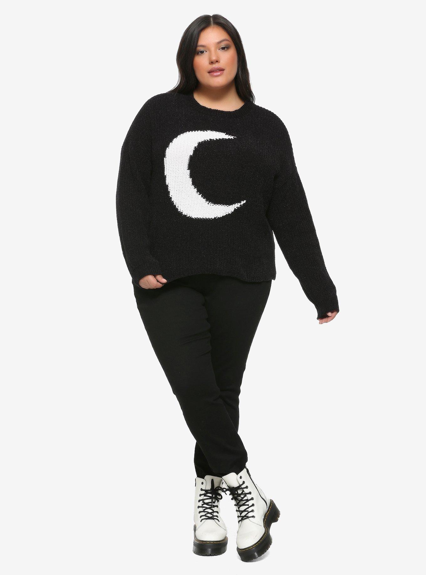 Black & White Crescent Moon Girls Crop Sweater Plus Size | Hot Topic