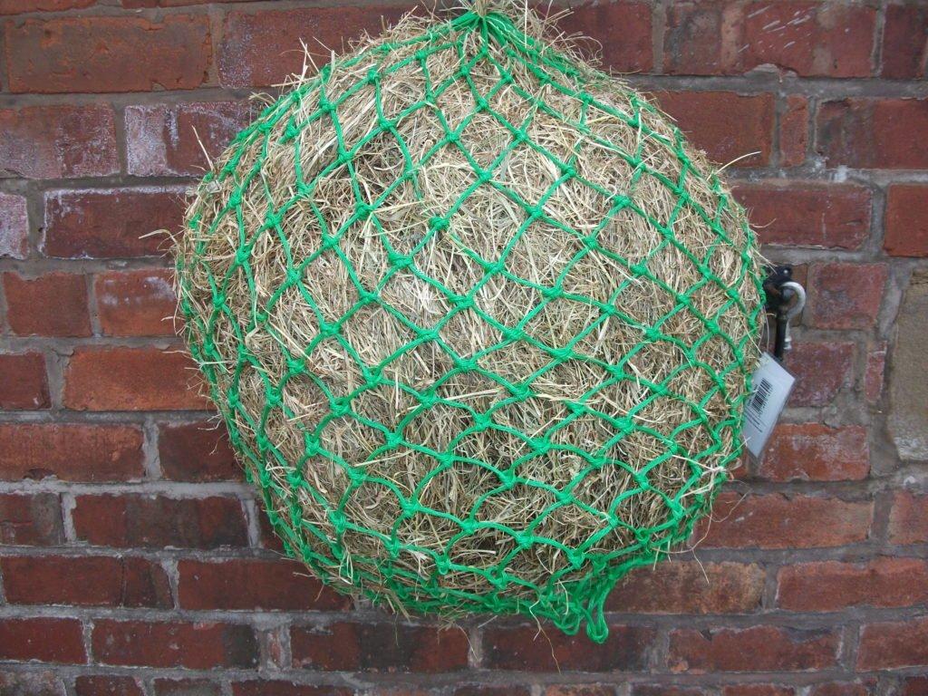 Forage Feeding Methods – The Options, Pro’s & Con’s | Naylors Blog ...