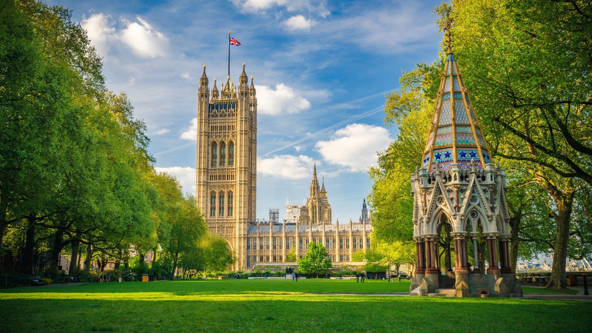 Visiting London: Great Outdoor Landmarks | Millets