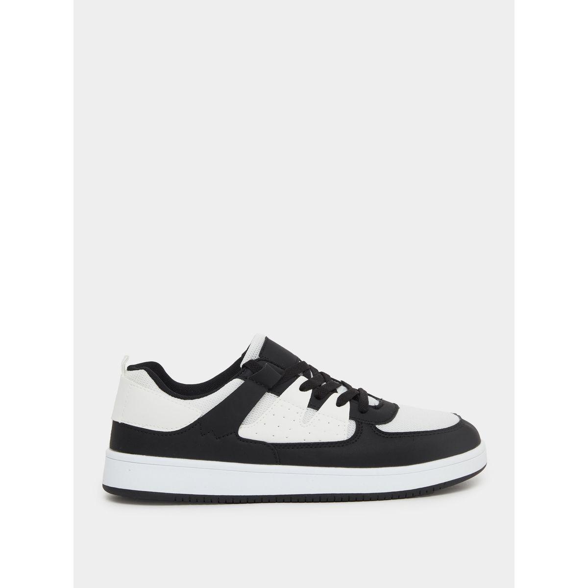 Shop Styli Color Block Lightweight Lace Up Sneakers Online ...