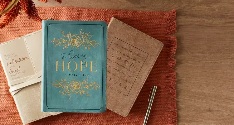 Gifts & Decor | Mardel