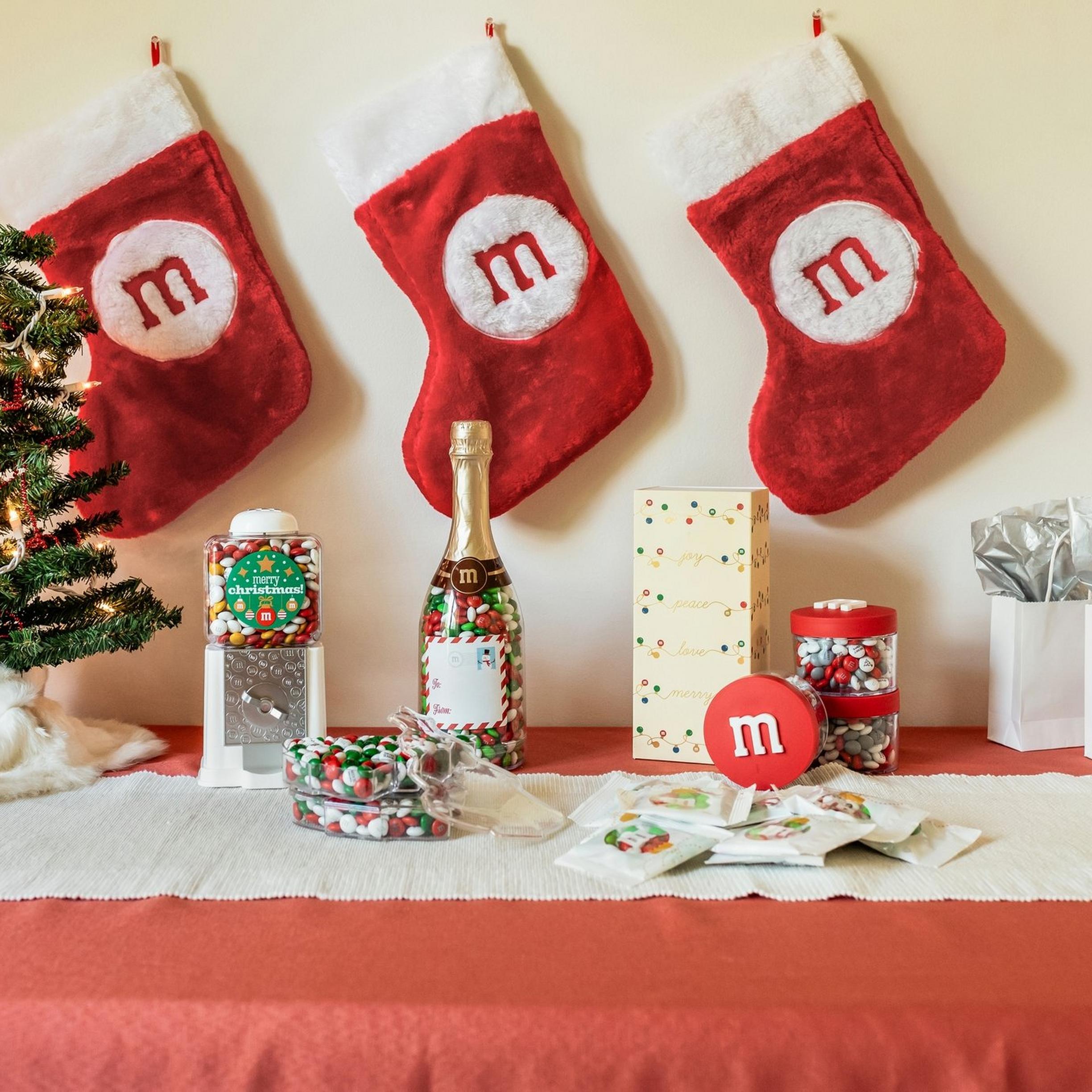 Christmas Celebrations | M&M'S