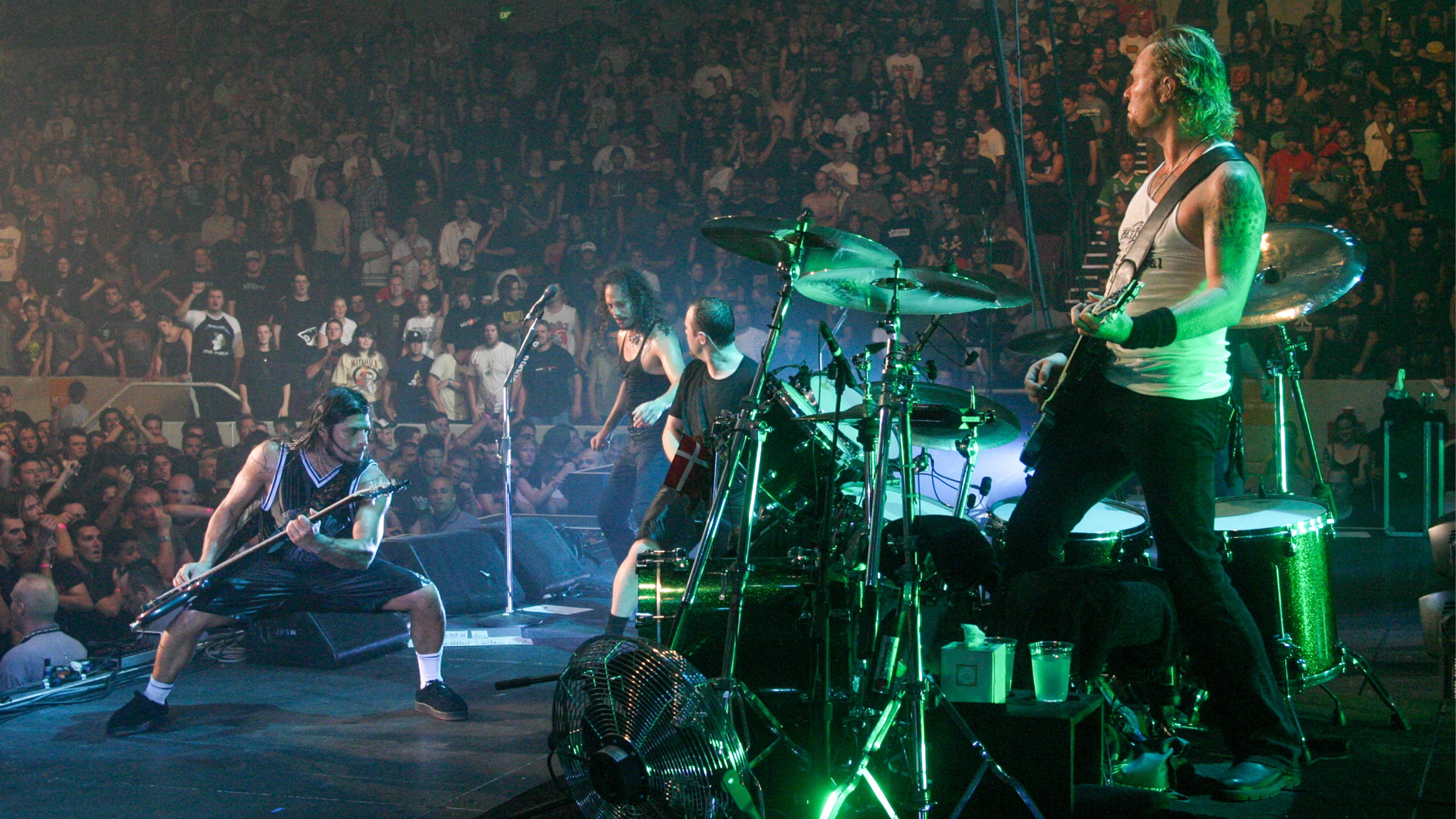 Metallica Photo Gallery: Sydney, Australia - January 21, 2004 ...