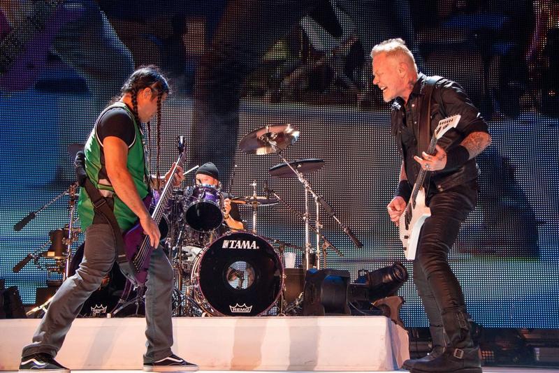Metallica at Foro Sol in Mexico City, Mexico on March 5, 2017 ...