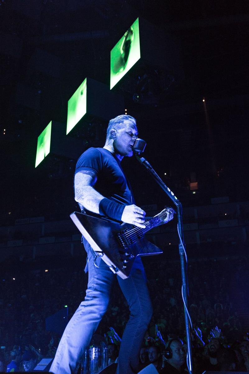Metallica at The O2 Arena in London, England on October 22, 2017 ...