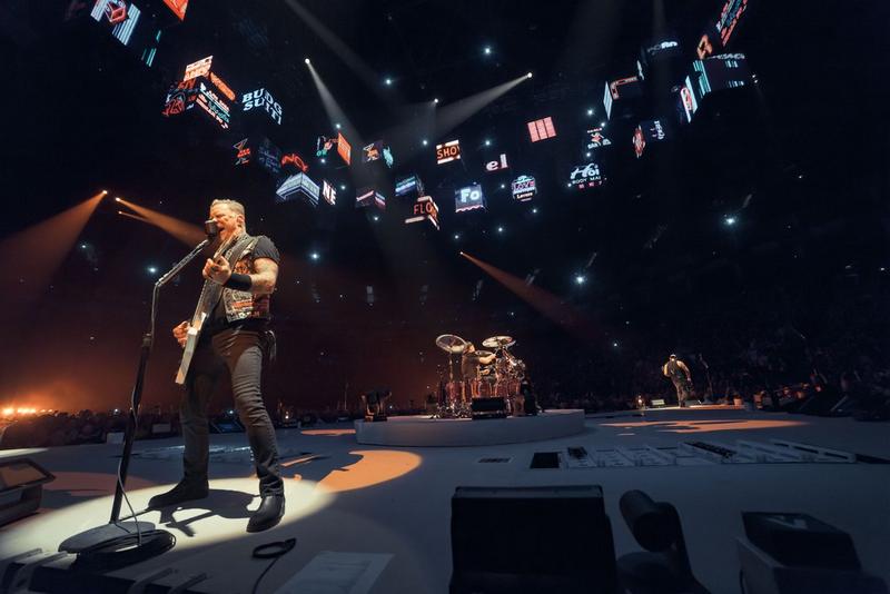 Metallica at The O2 Arena in London, England on October 22, 2017 ...