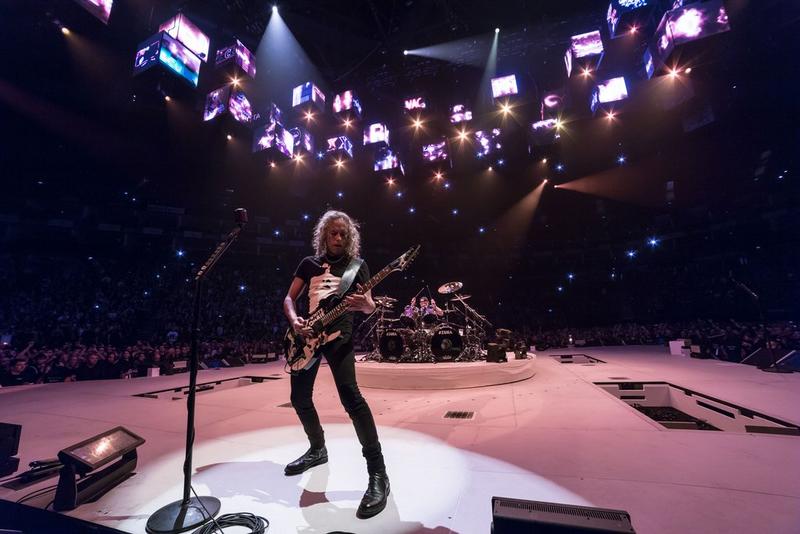 Metallica at The O2 Arena in London, England on October 22, 2017 ...