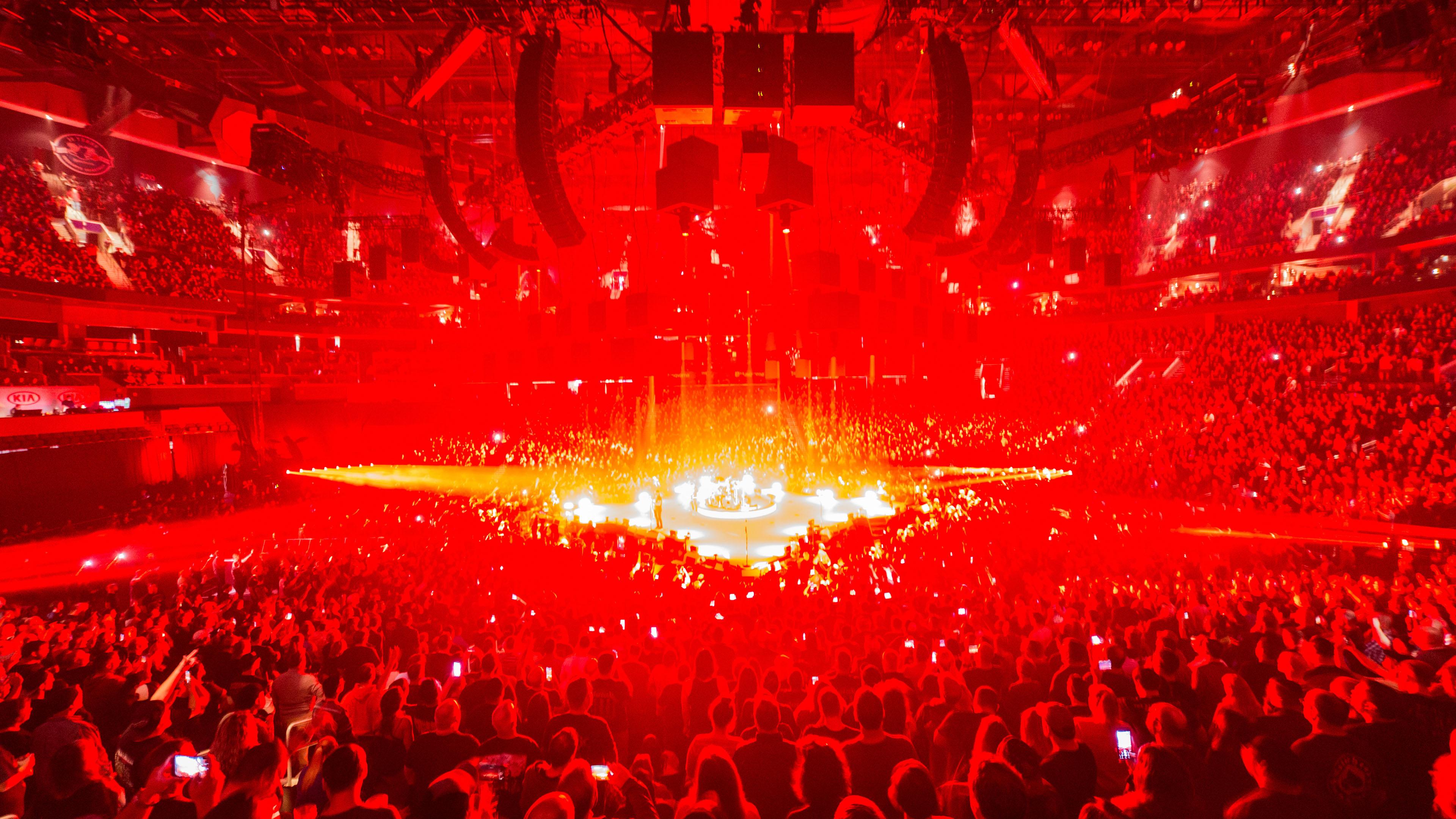 Metallica at Spectrum Center in Charlotte, NC on October 22, 2018 ...