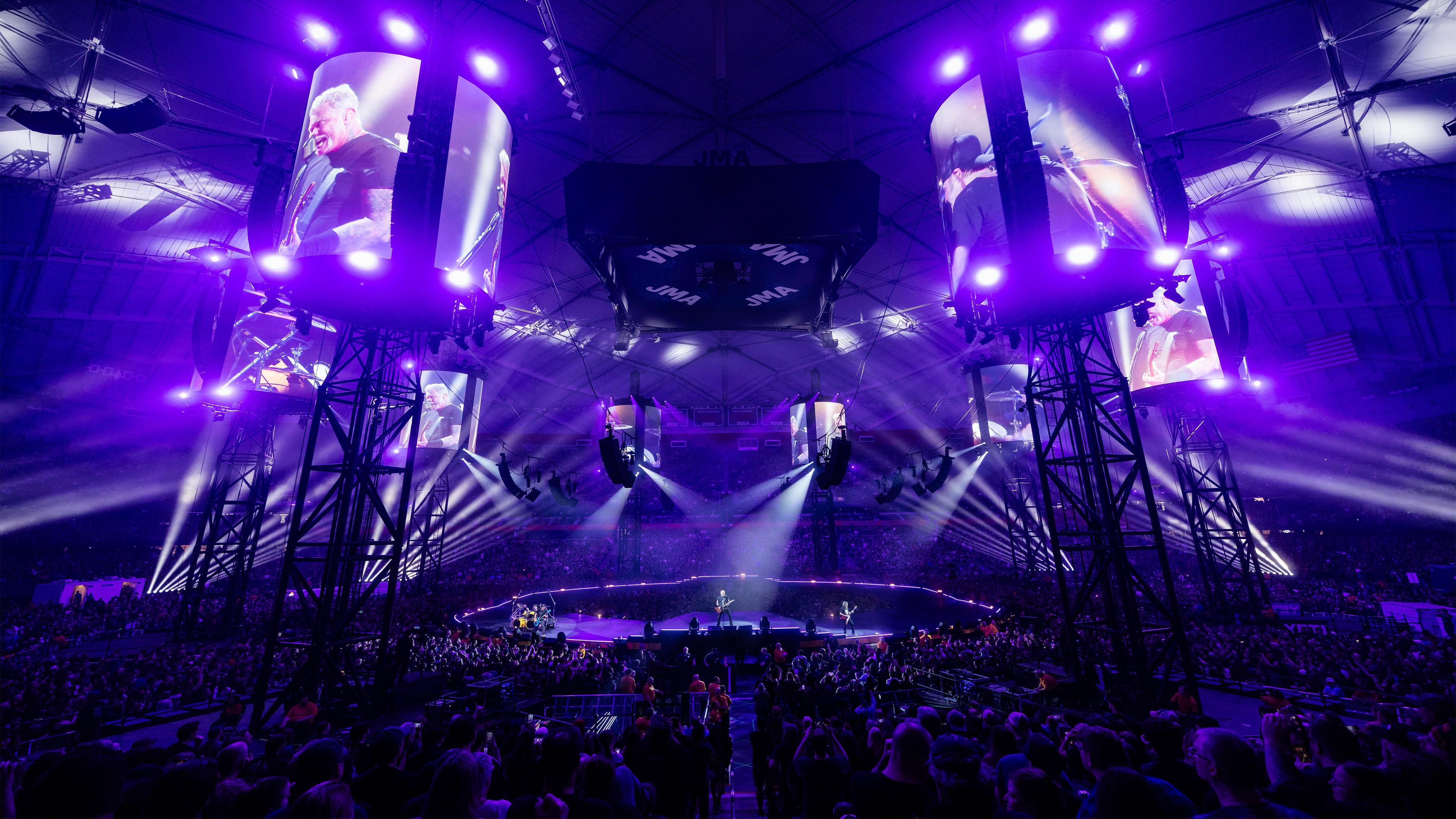 Metallica at JMA Wireless Dome in Syracuse, New York on April 19, 2025 ...