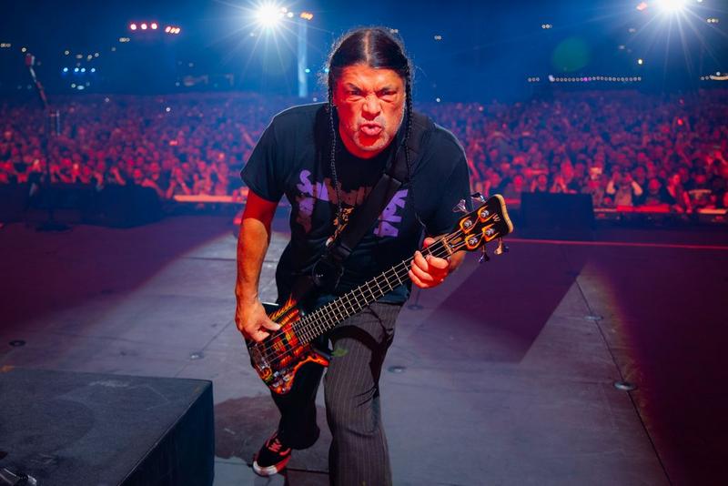 Metallica at Lusail International Circuit in Doha, Qatar on November 30 ...