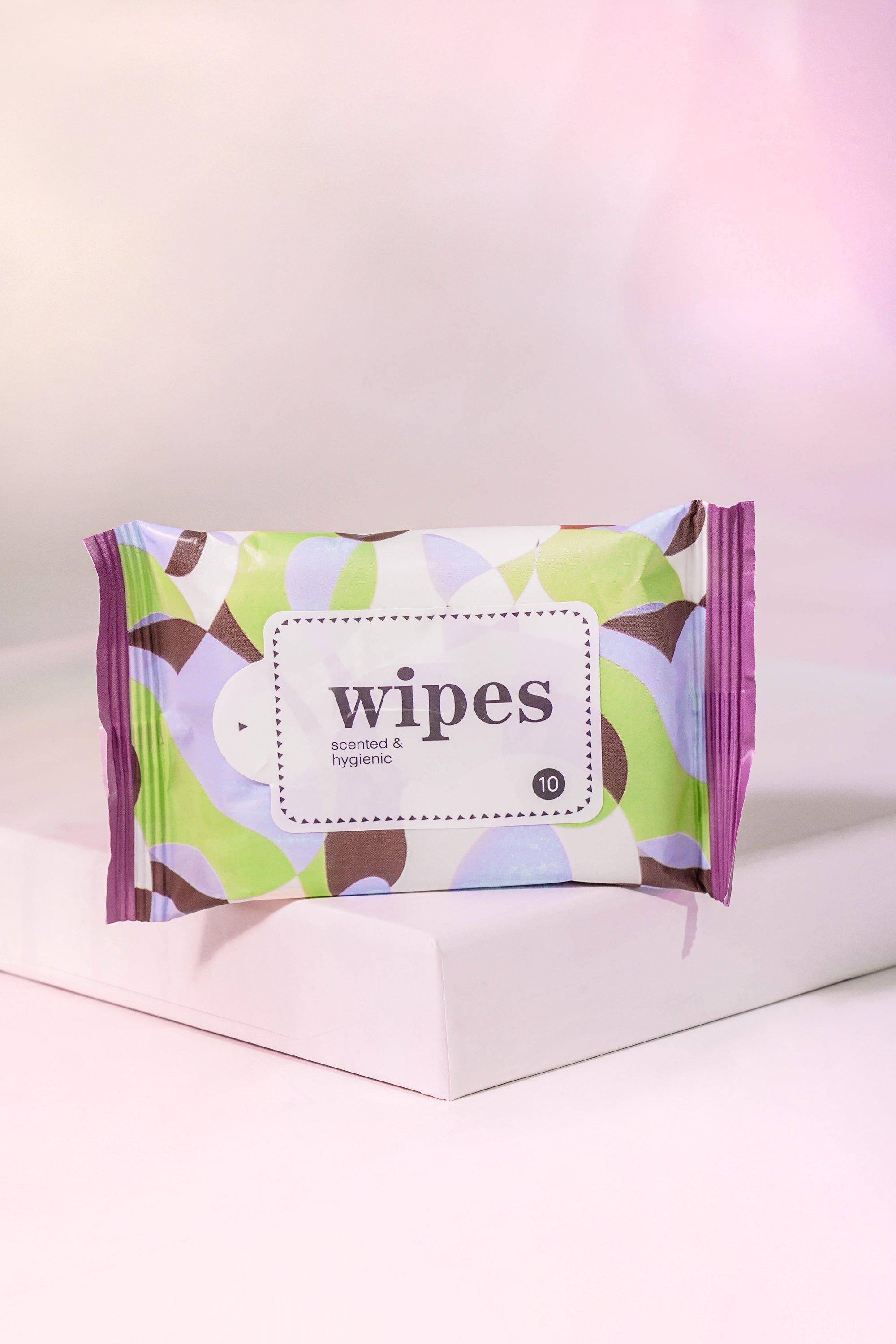 10 Wet Wipes