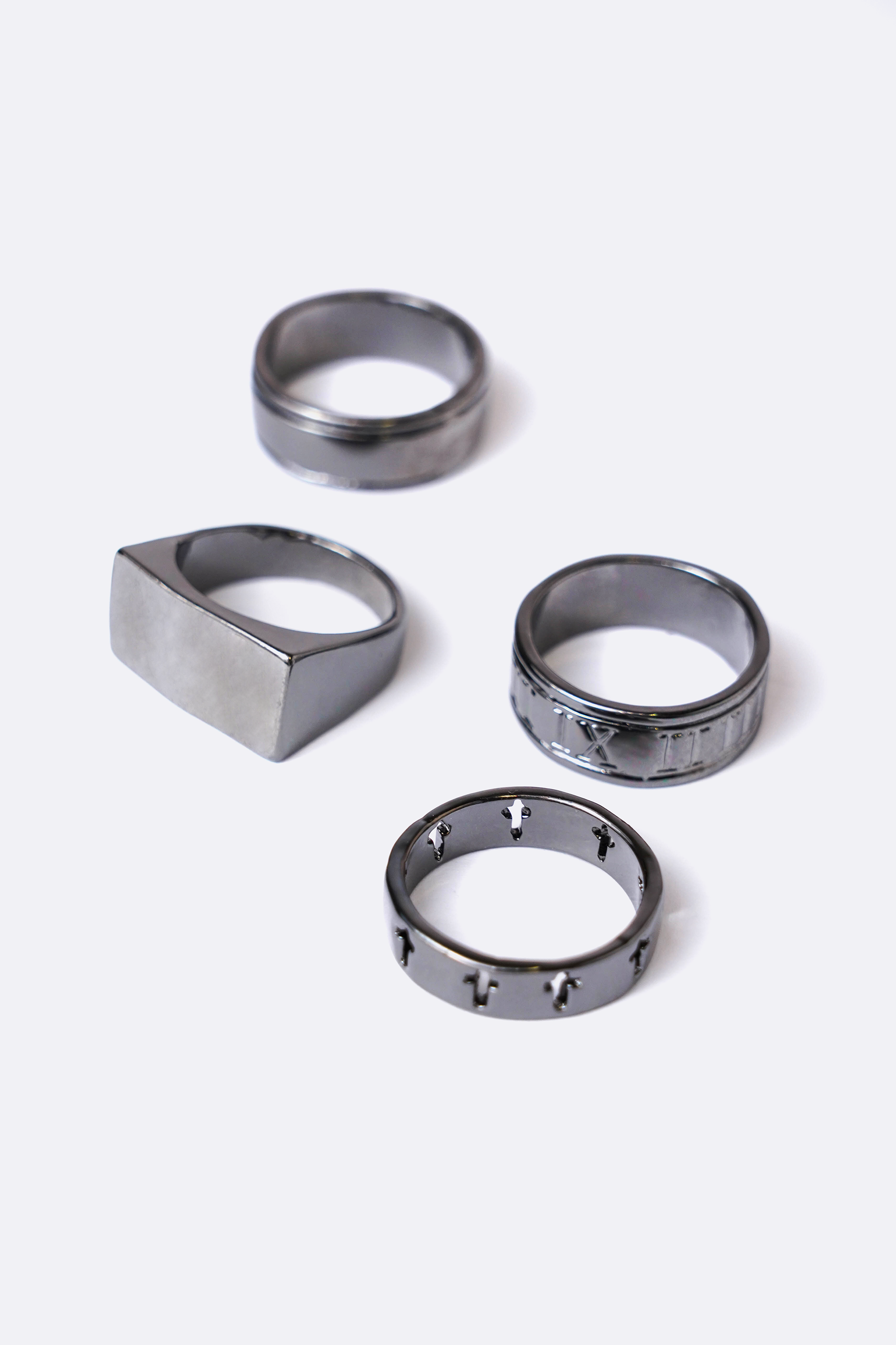 4 Pack Rings
