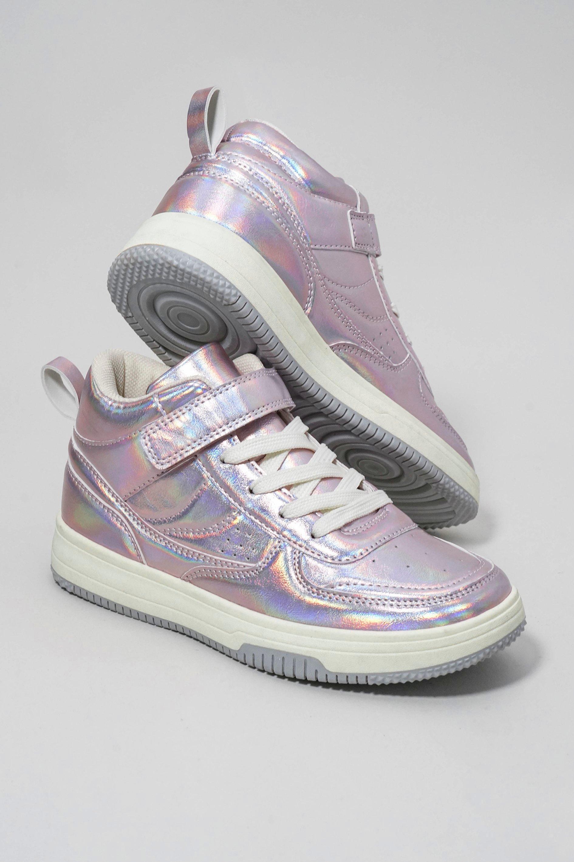 High Top Sneaker