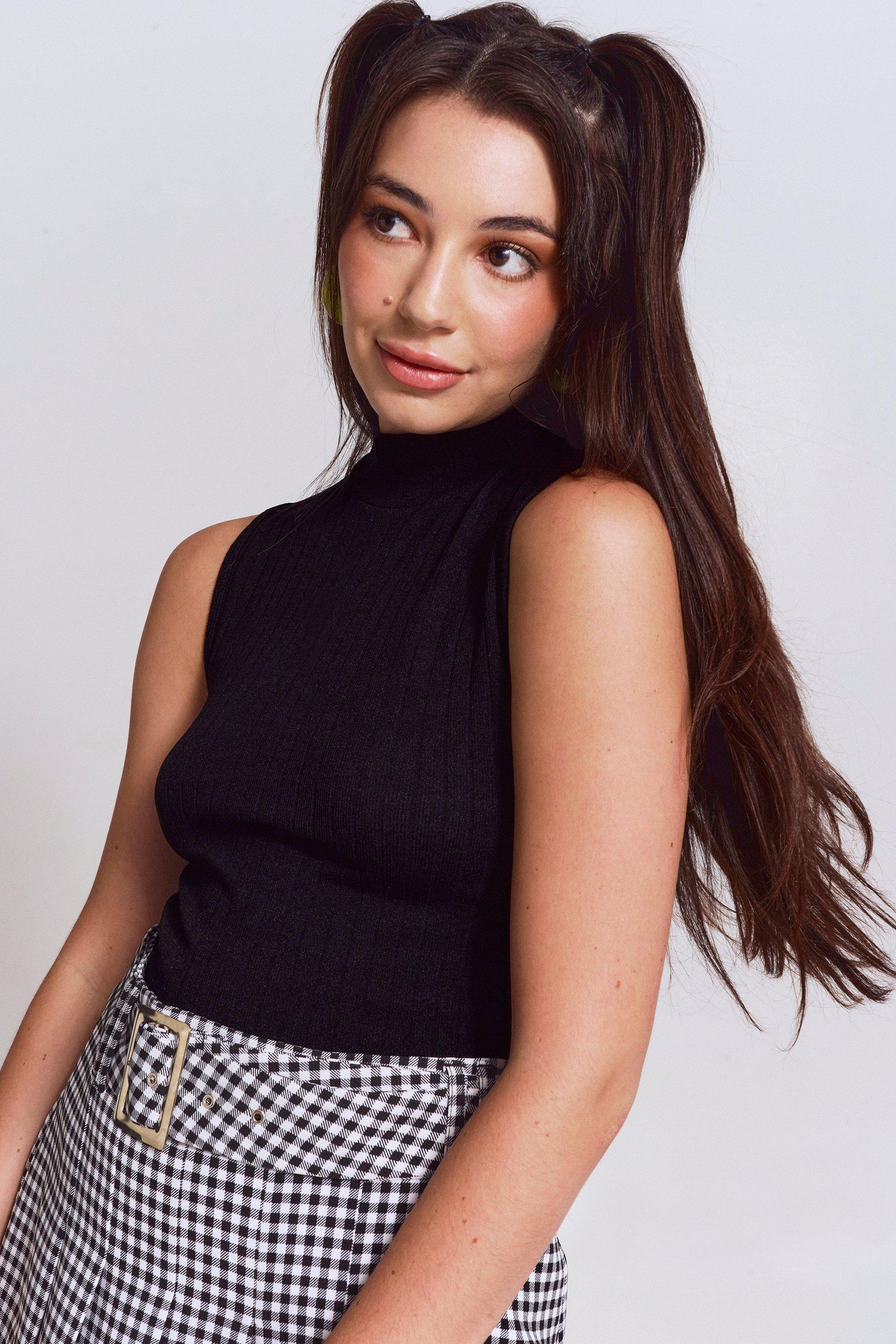 Seamless Turtle Neck Tank