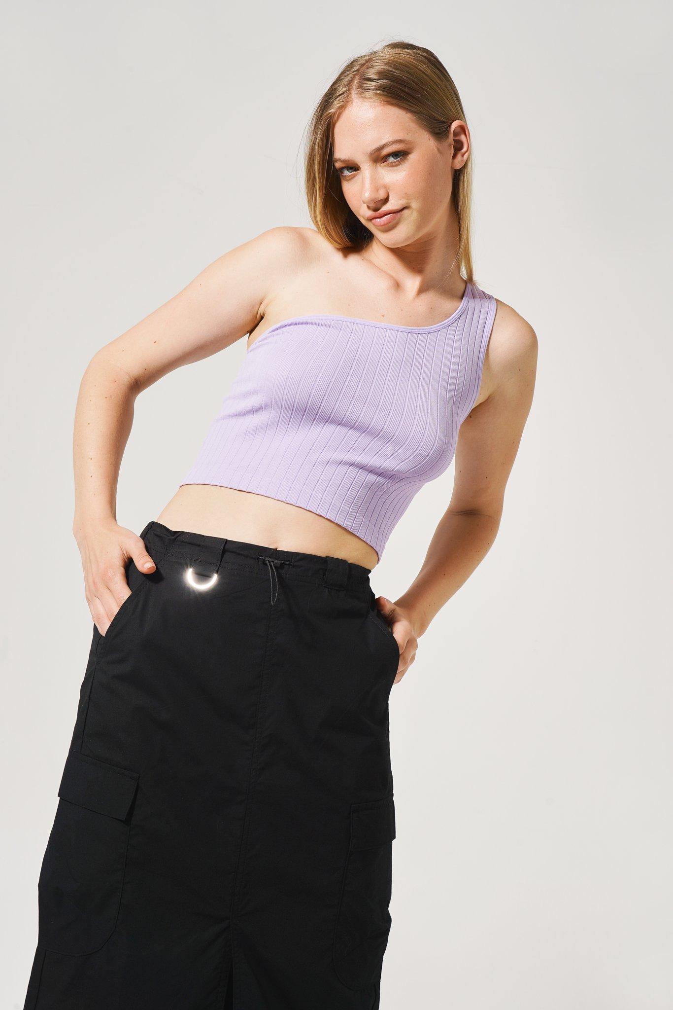 Seamless Asymmetrical Top