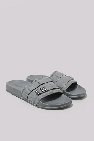 Sandals / Slops