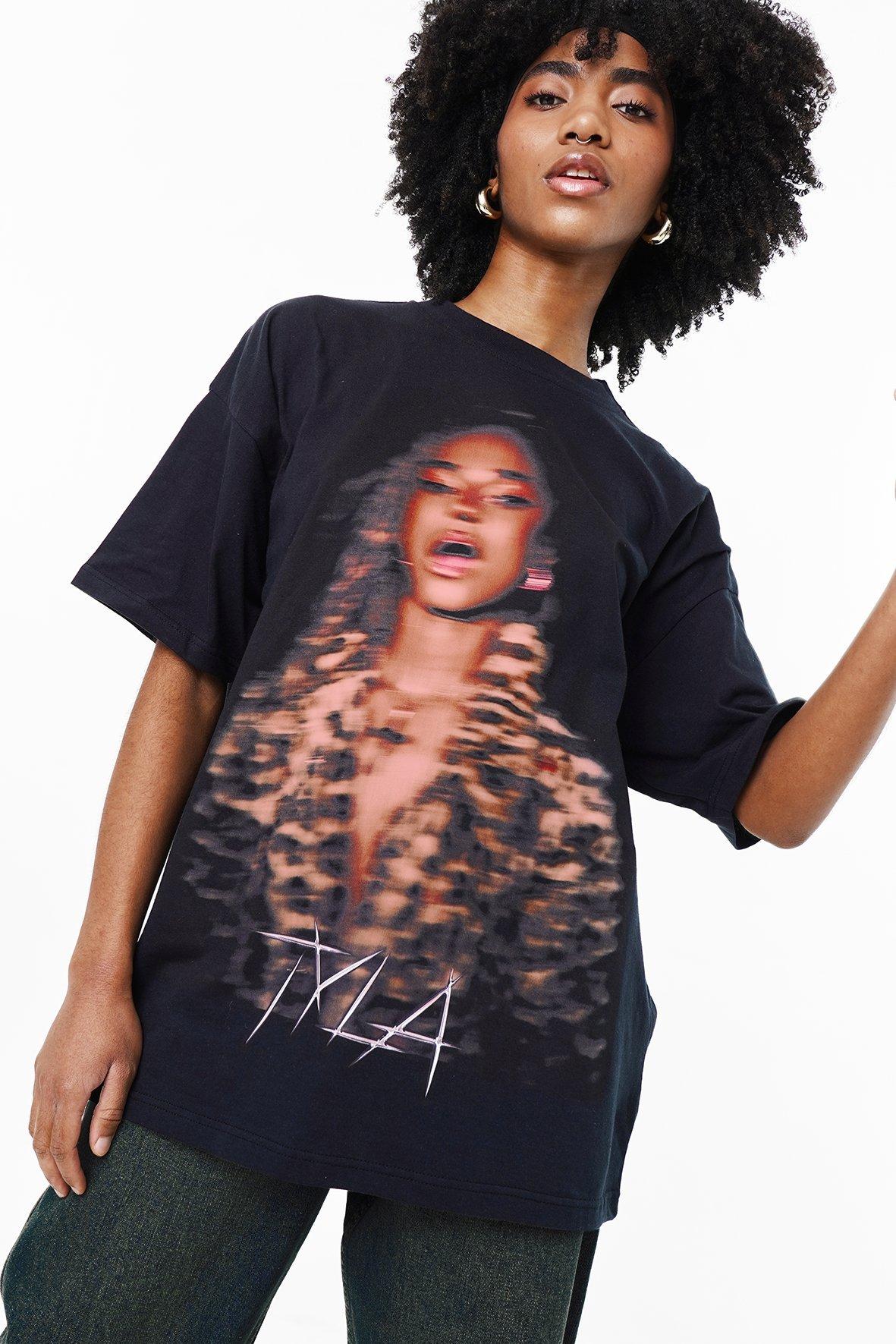 Tyla Oversized T-Shirt