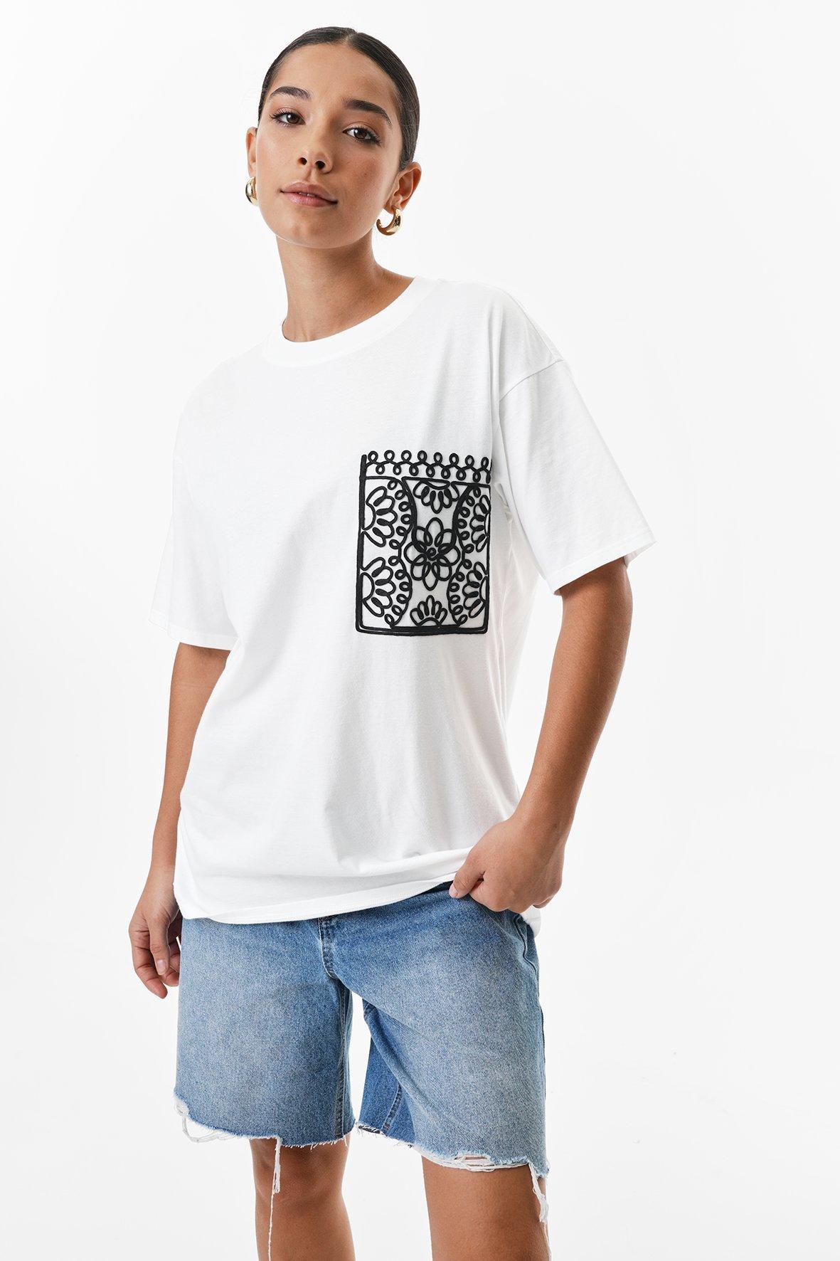 Statement T-Shirt