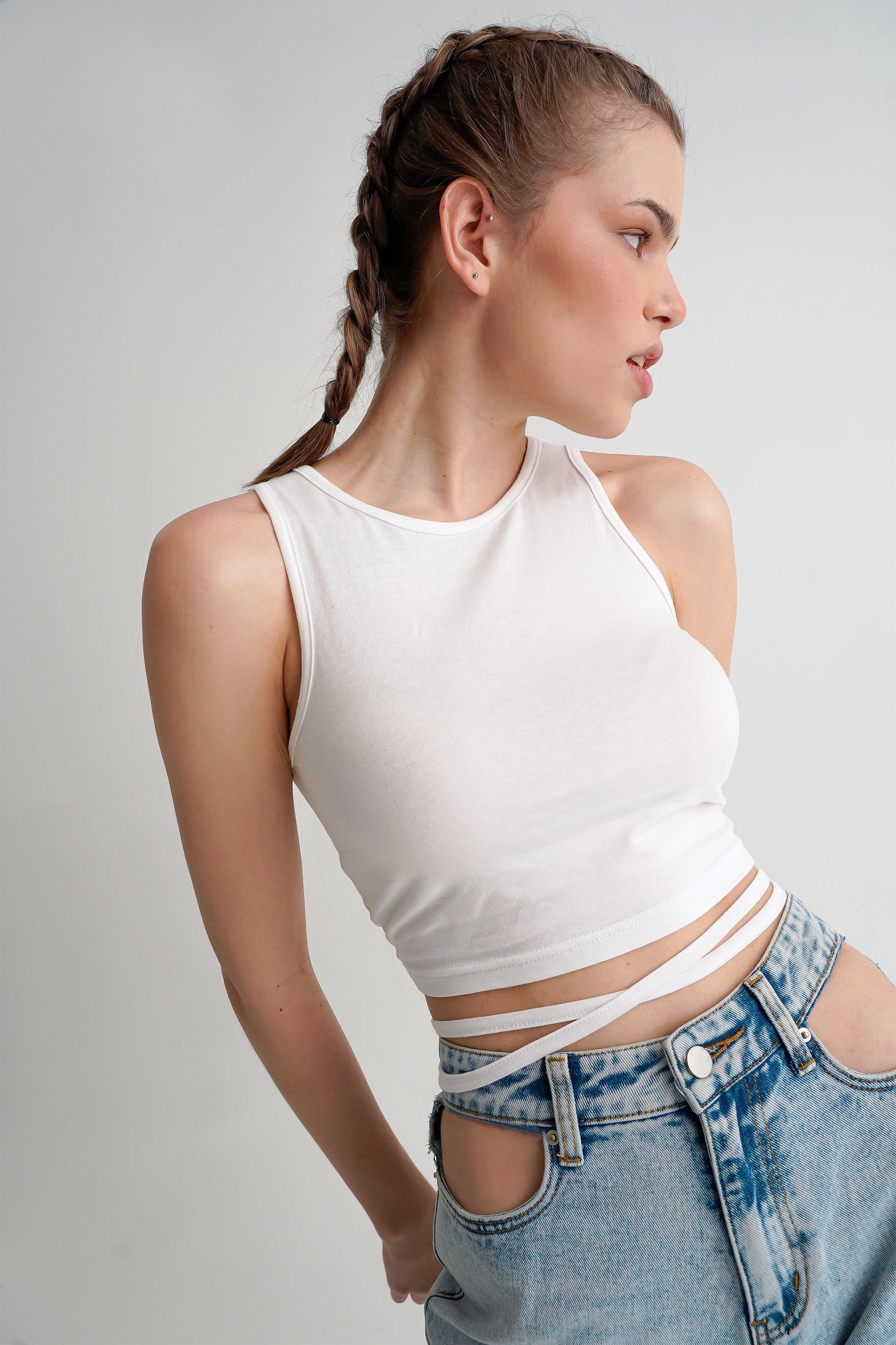 Cut Out Back Crop Top