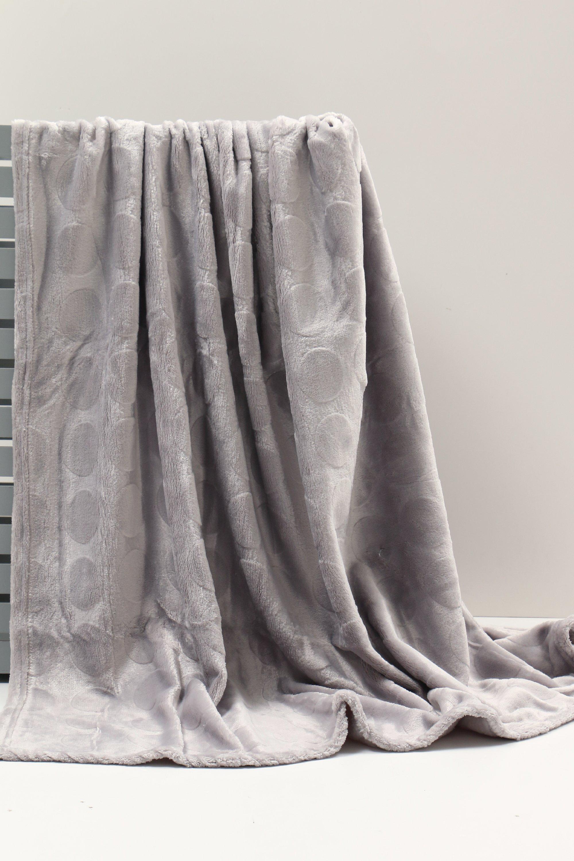 Polka Dot Embossed Blanket, 150x180cm