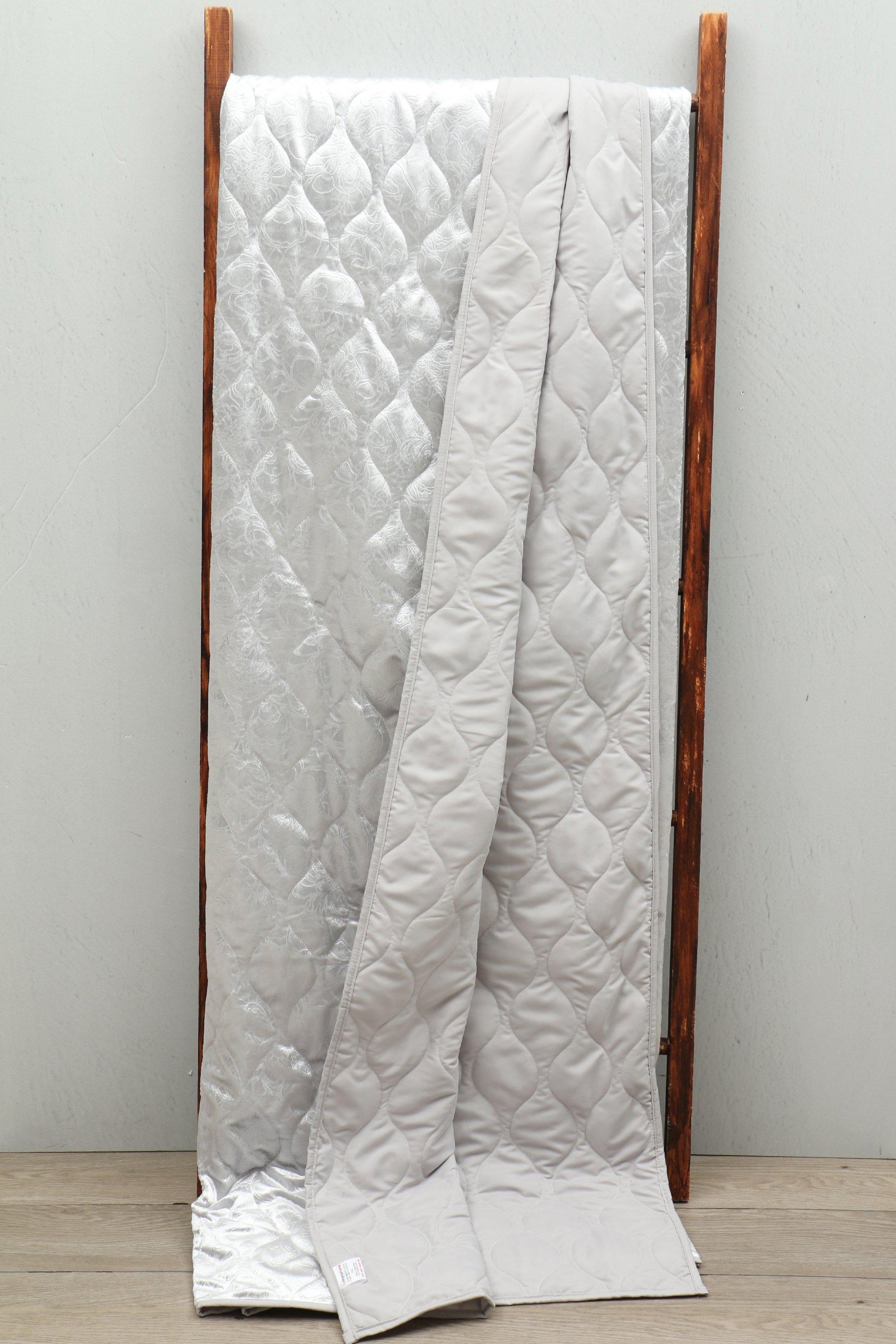 Velvet Embossed Classic Quilt, King