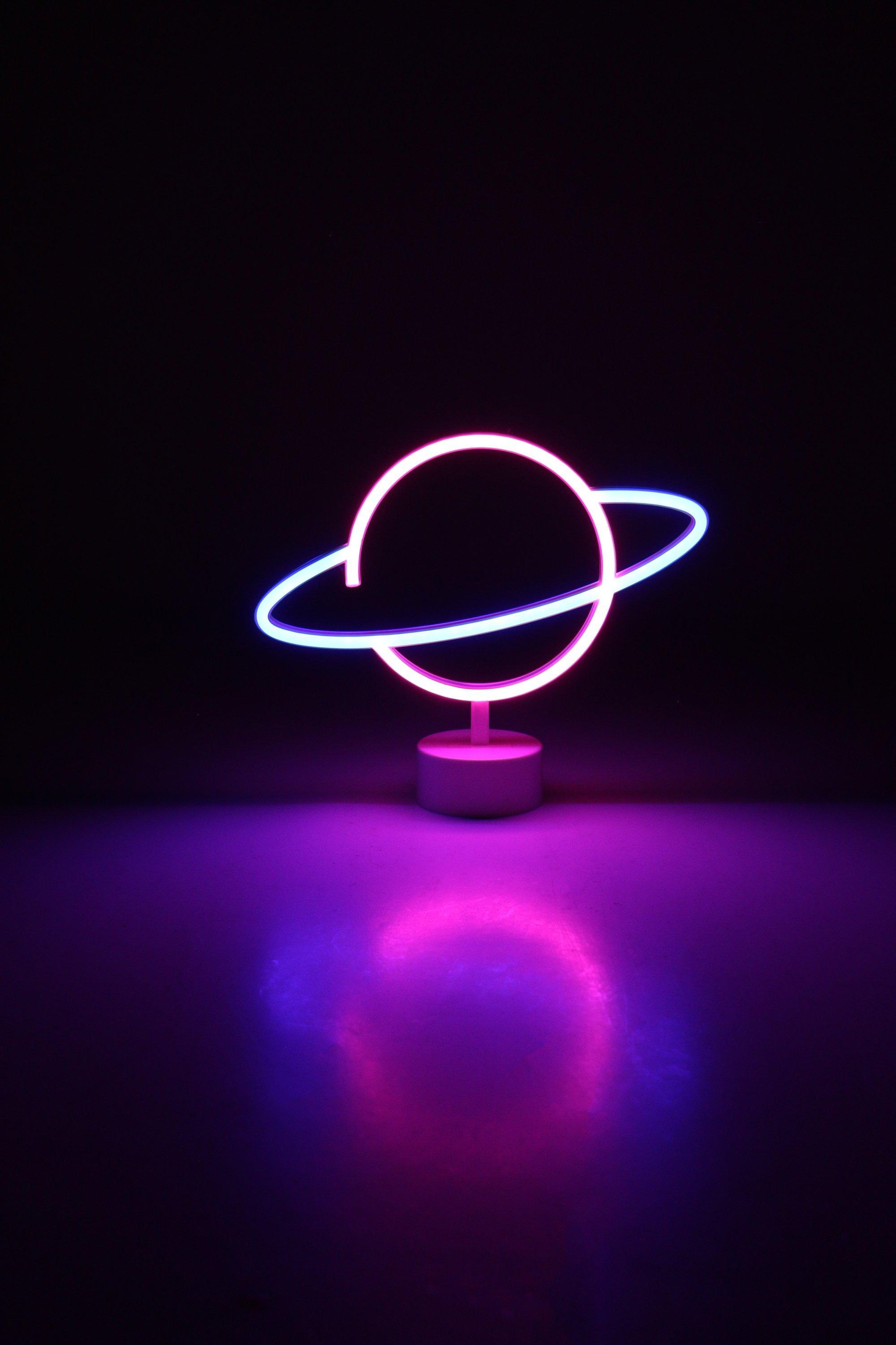 Neon Planet Battery Operated Led Light On Stand