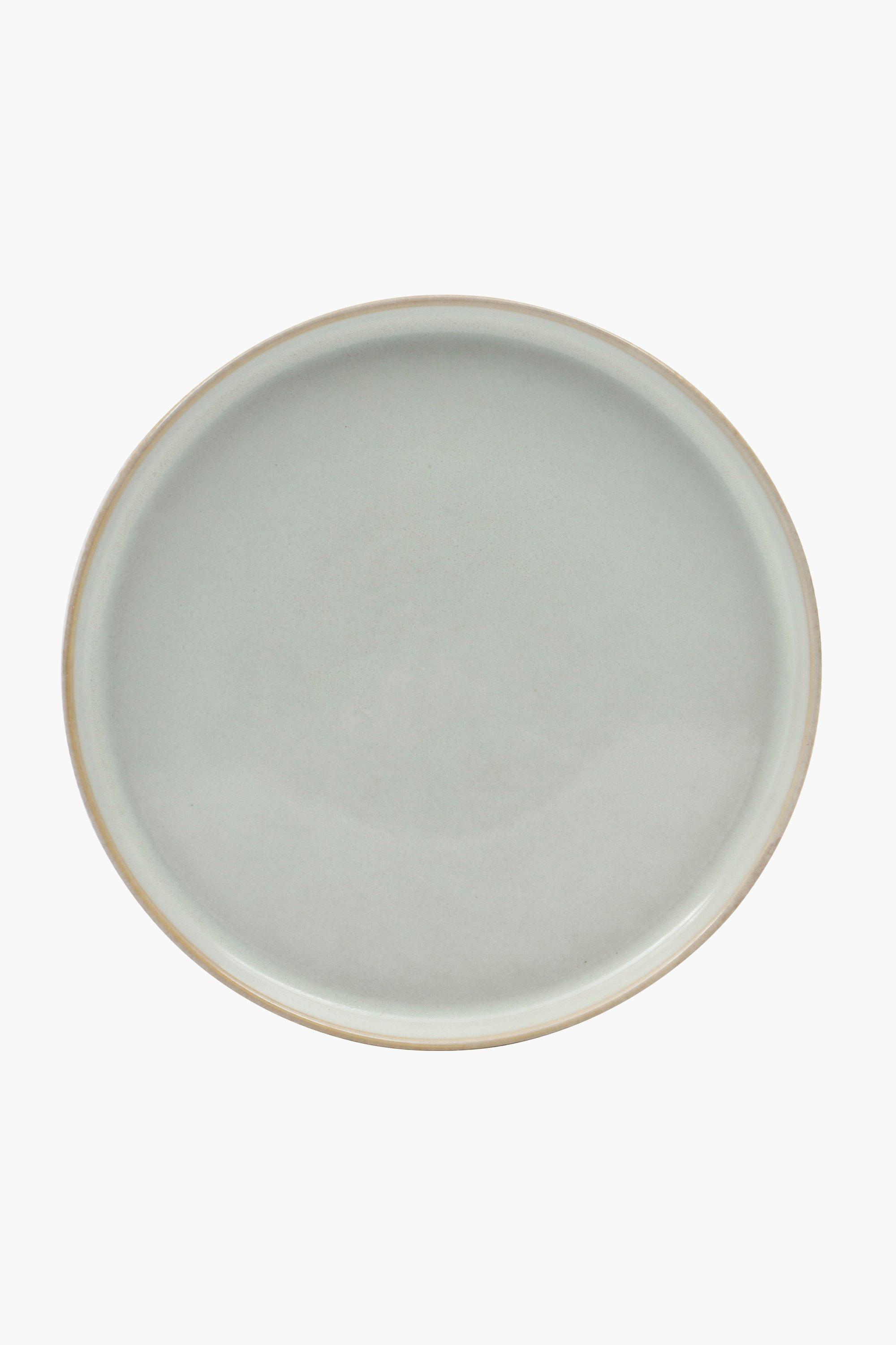 Scallop Stoneware Dinner Plate