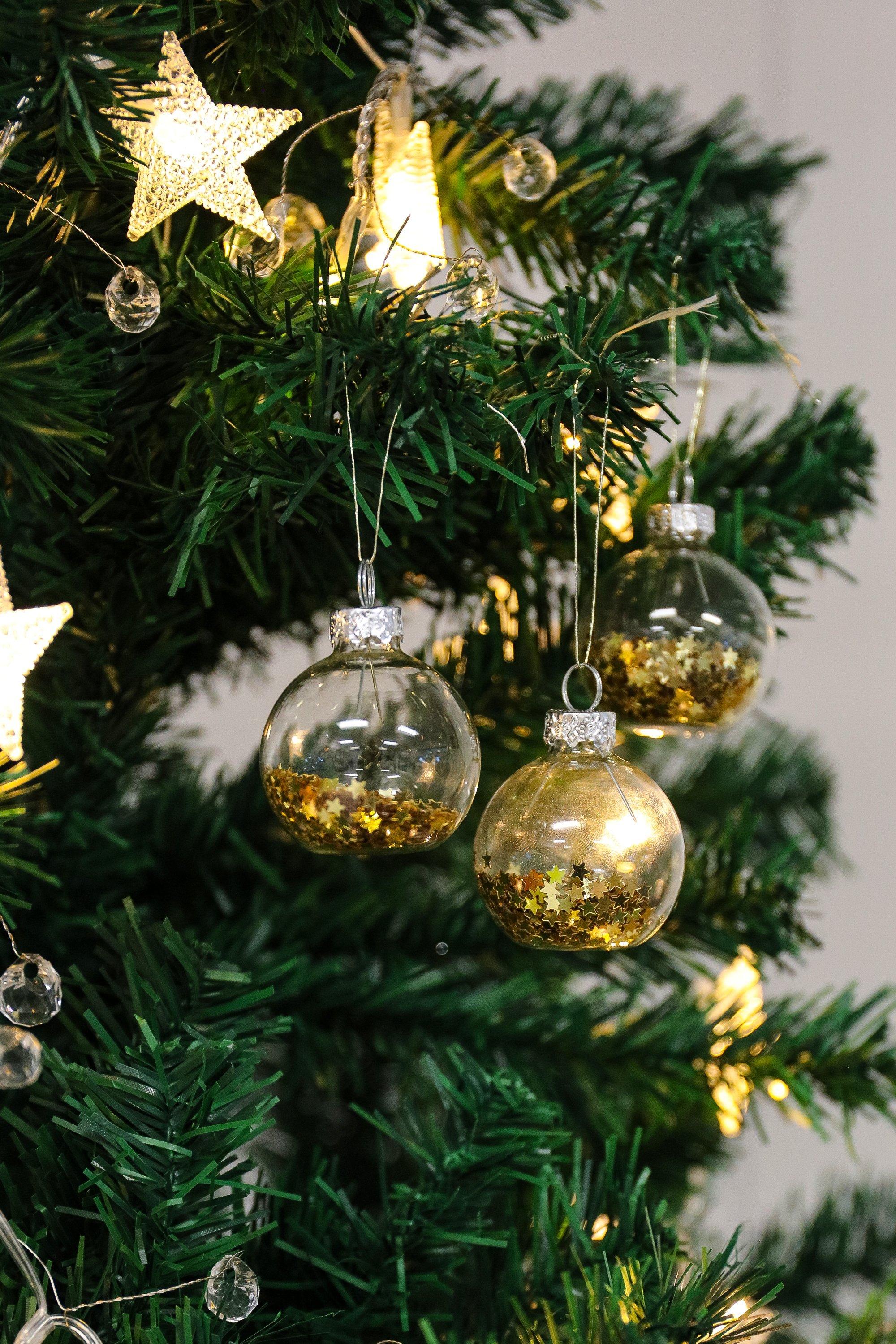 6 Pack Glitter Hanging Baubles