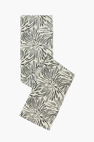 Table Cloths Linen & Table Runners | MRP Home